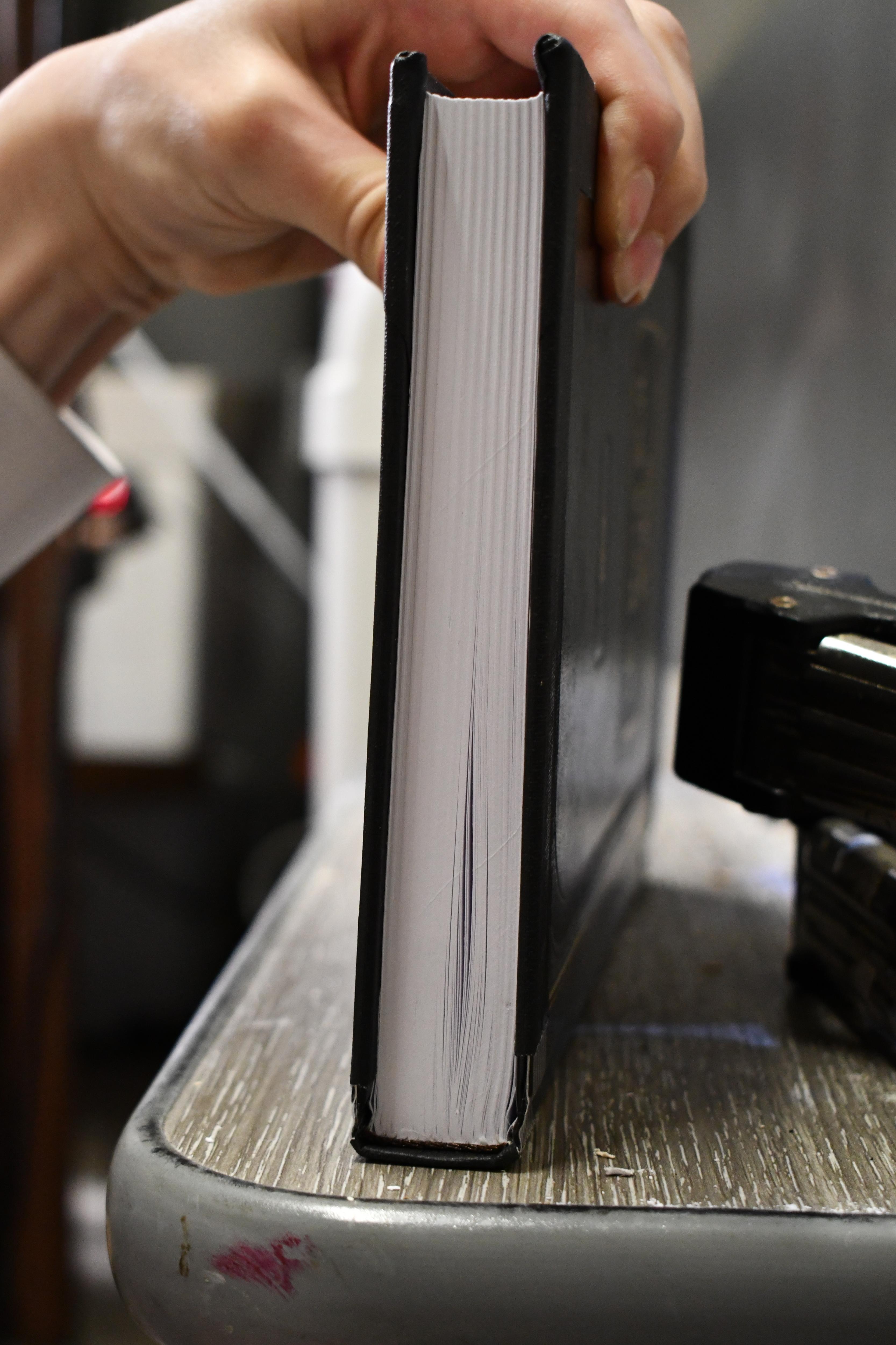 DIY Book Binding : 10 Steps (with Pictures) - Instructables