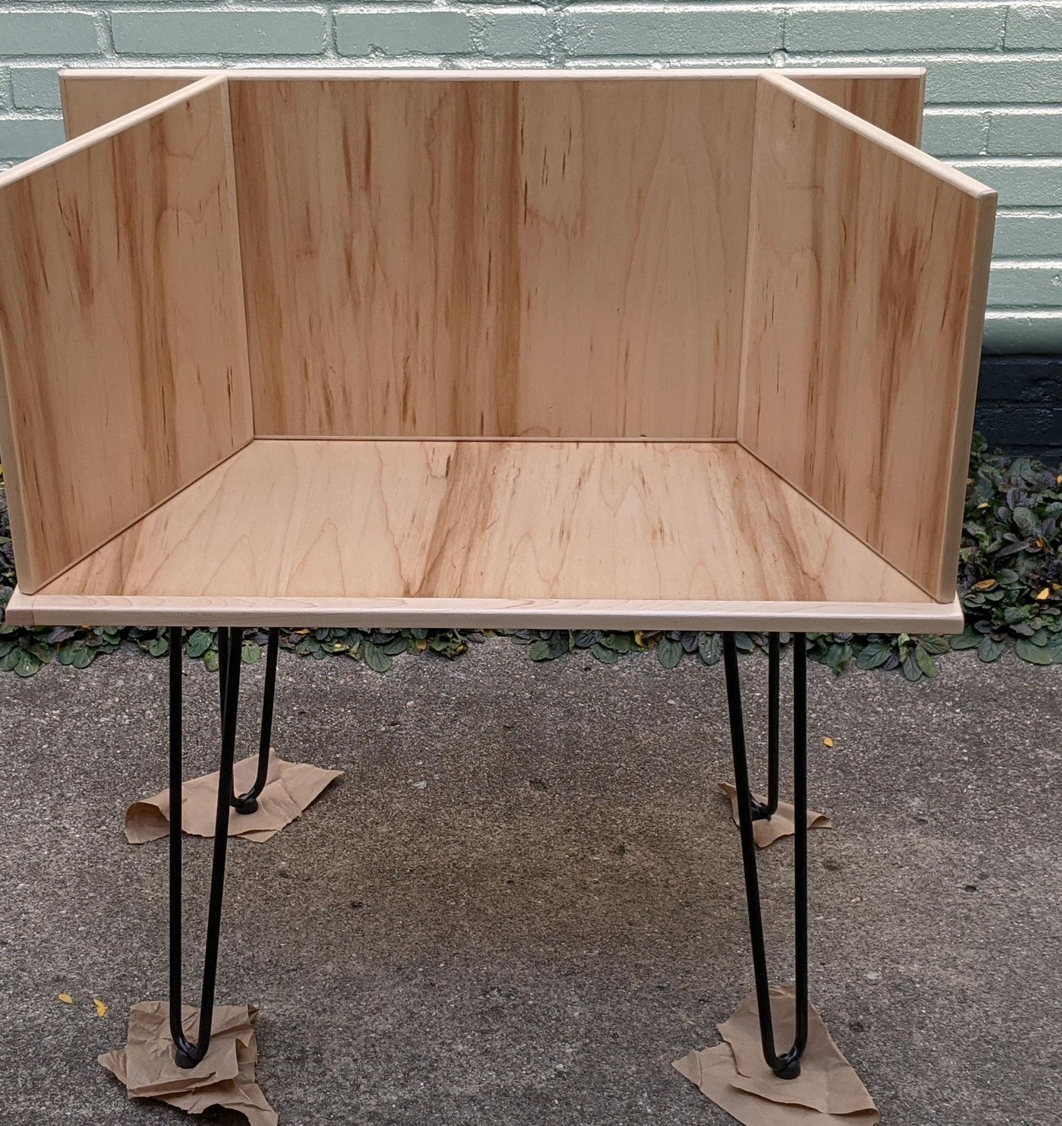 Kids Desk With Partitions : 4 Steps - Instructables
