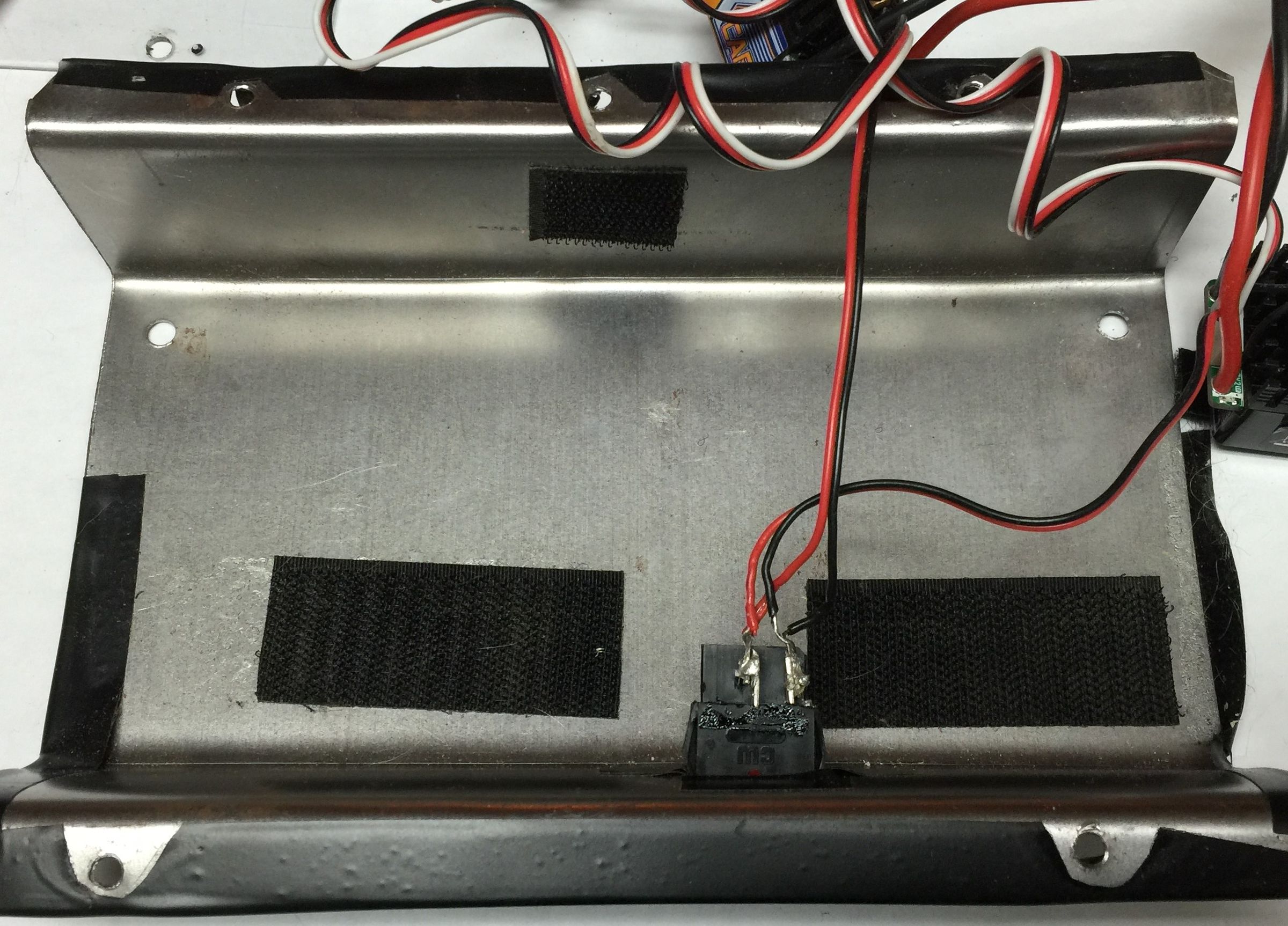 Simple RC Wedge Robot : 8 Steps (with Pictures) - Instructables
