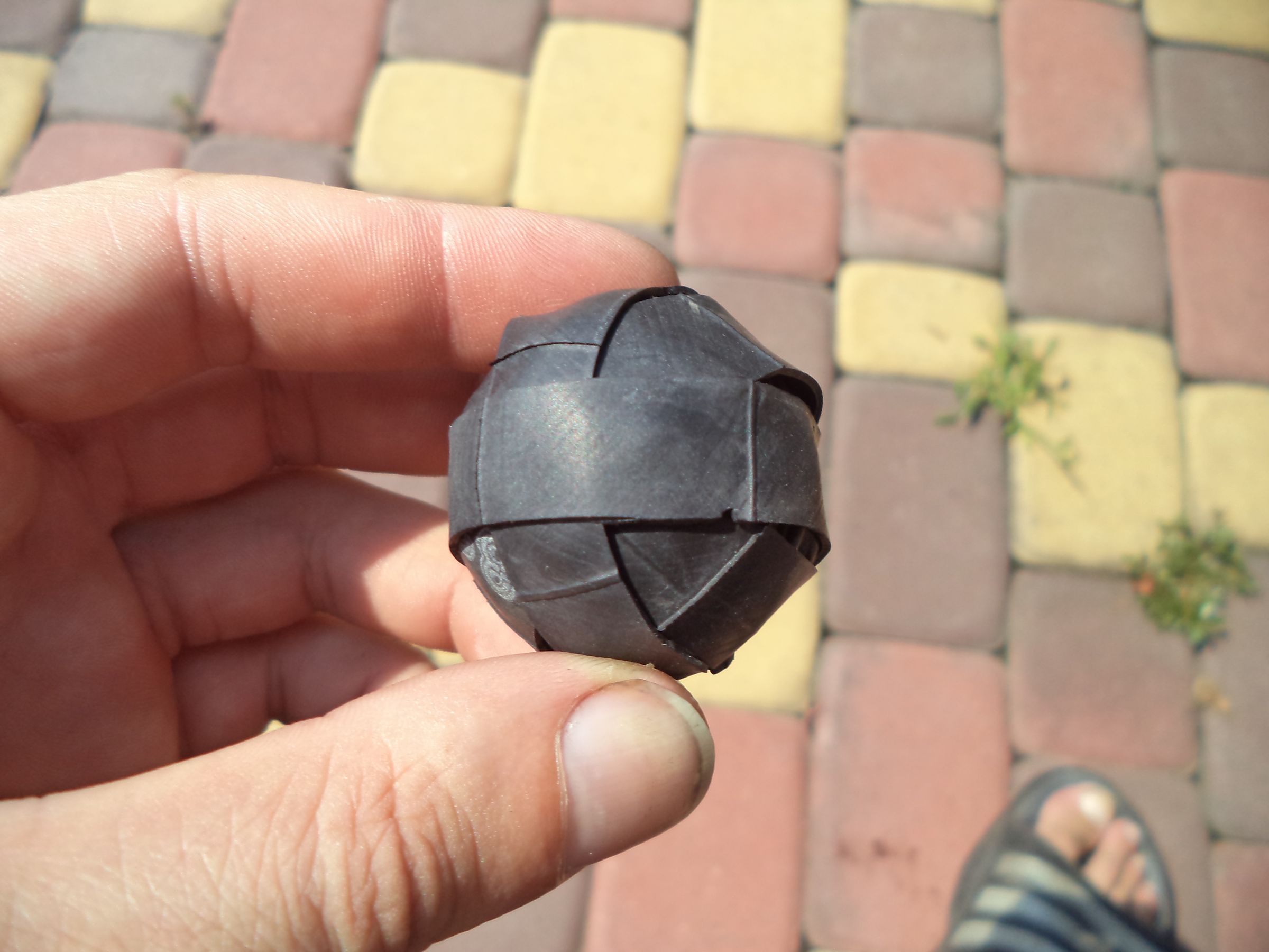 Dodeca Rubber Fidget Ball From Inner Tubes : 13 Steps (with Pictures) - Instructables