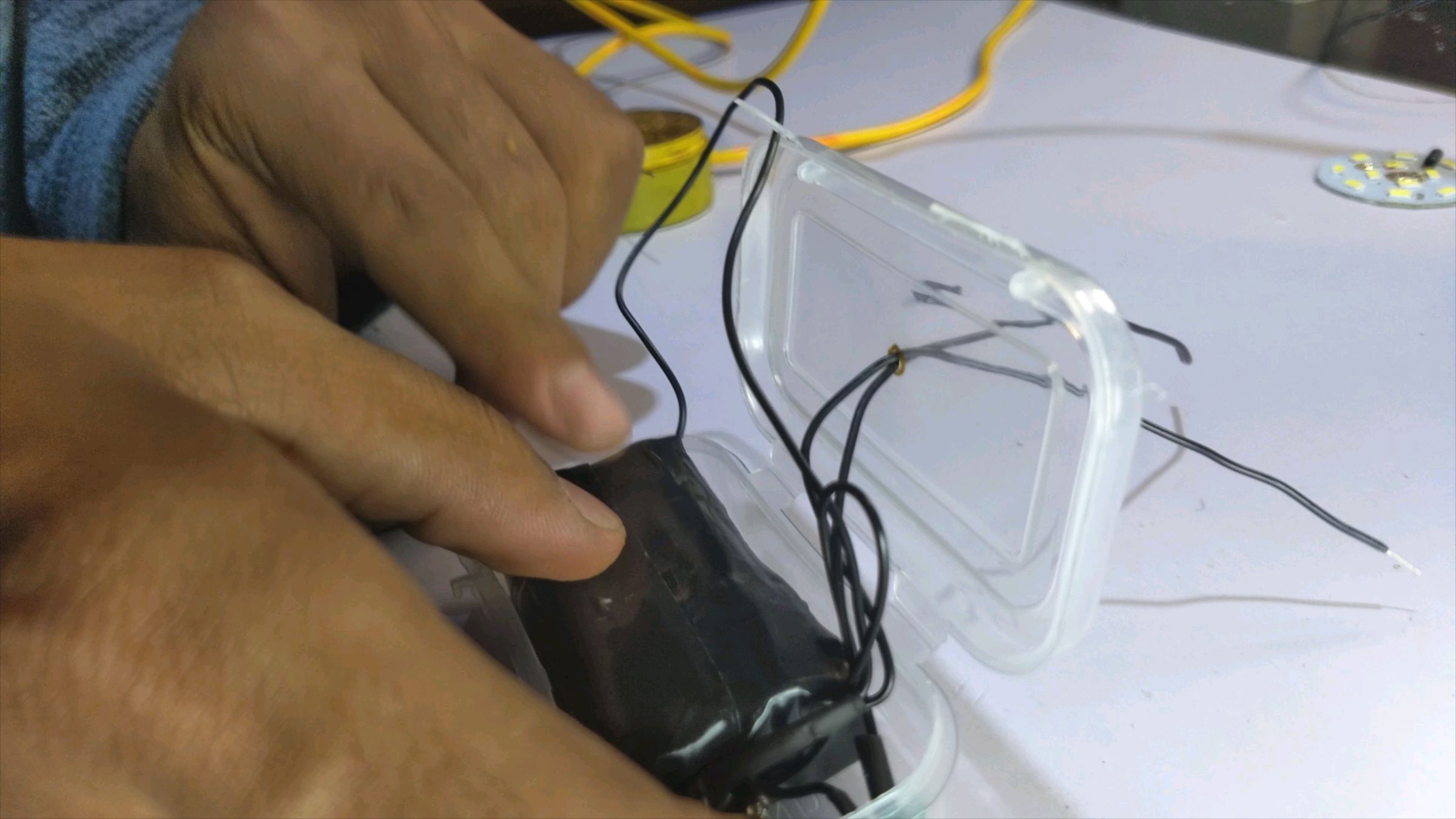 DIY LED FLASHLIGHT (SUPER BRIGHT) : 12 Steps (with Pictures ...