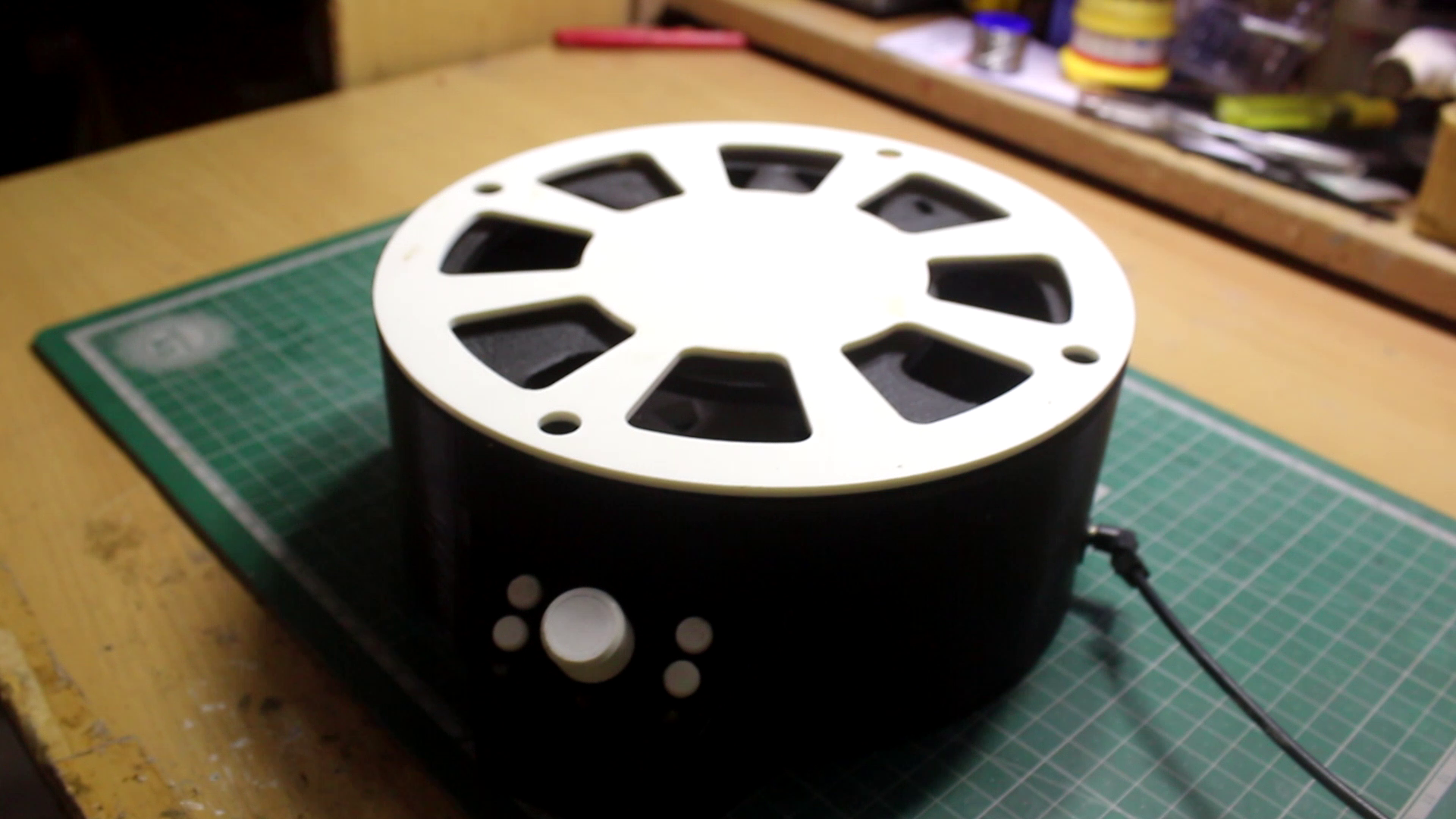 Electronic Turntable With Perfectly Over Engineered Design : 26 Steps ...