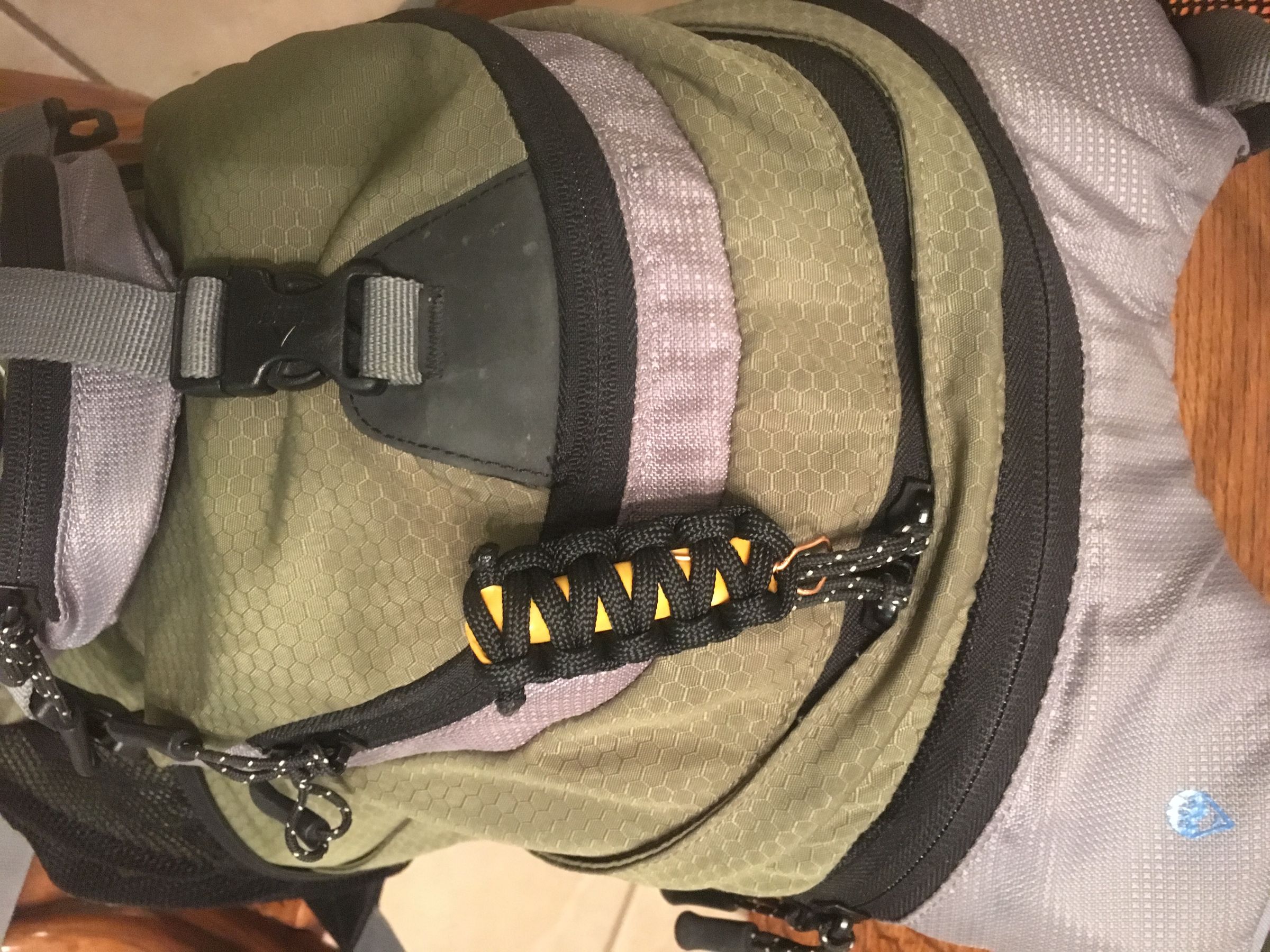 DIY Survival Zipper Pull for Your Backpack : 7 Steps (with Pictures ...