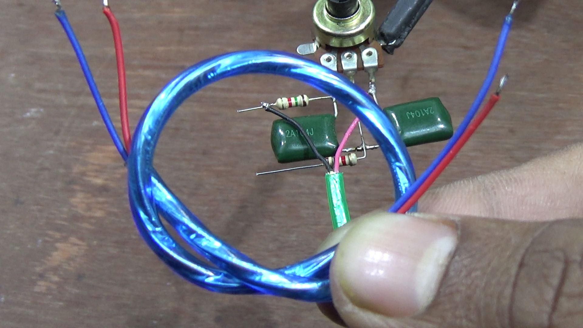 How to Make Low Cost Bass-Booster Circuit : 4 Steps - Instructables