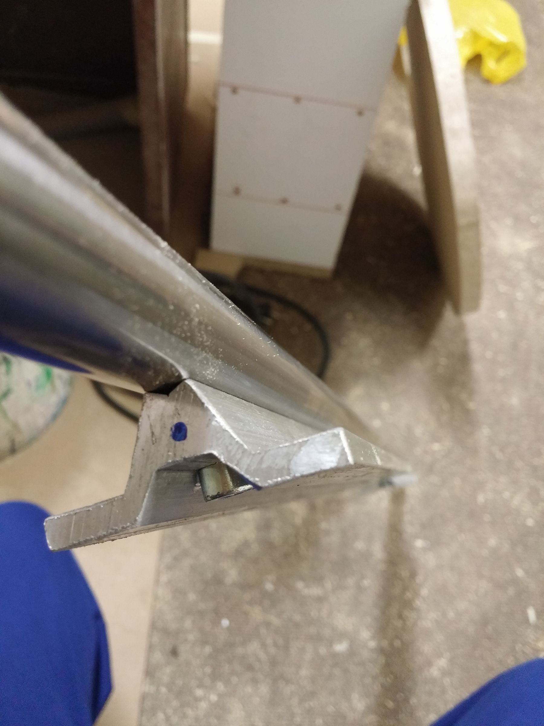 Aluminium Sliding Carriage : 8 Steps (with Pictures) - Instructables