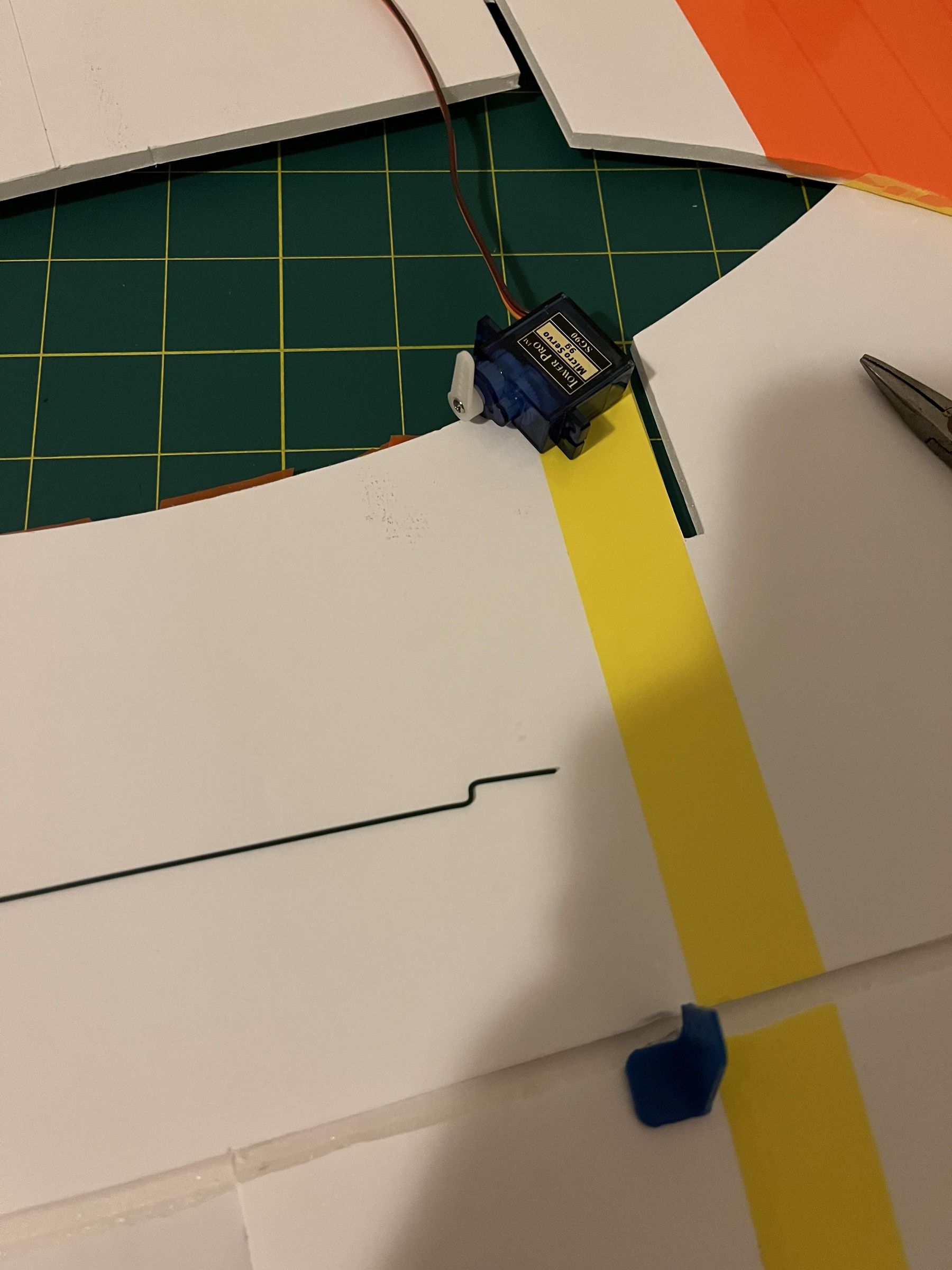 Lunar RC Plane : 11 Steps (with Pictures) - Instructables