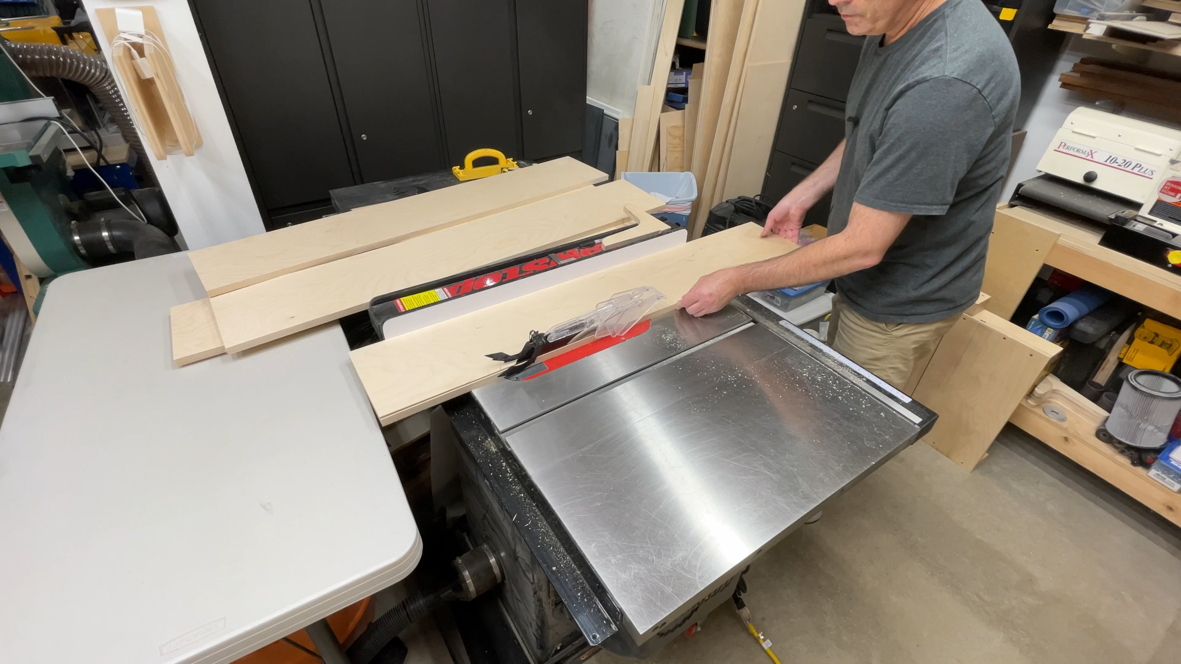 Rolling Storage Bins for CNC or Workbench Table : 7 Steps (with ...