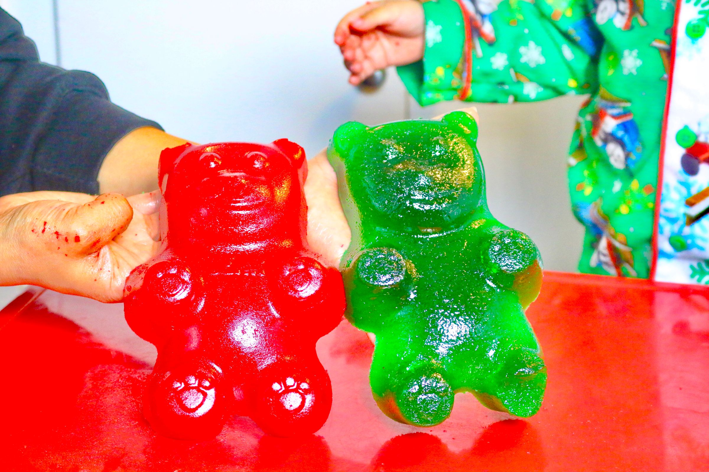 How to Make a Giant JELLO Gummy Bear - Instructables