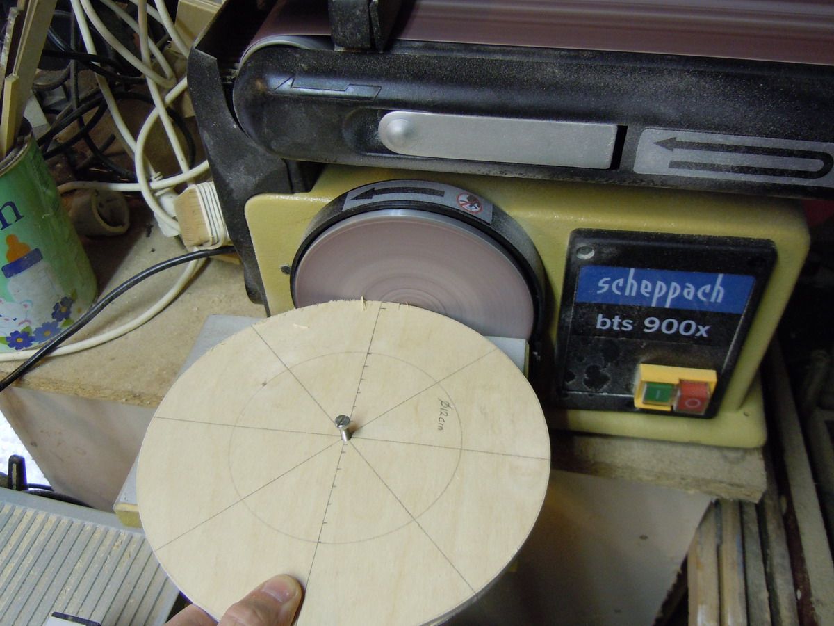 Wooden Aperture : 7 Steps - Instructables