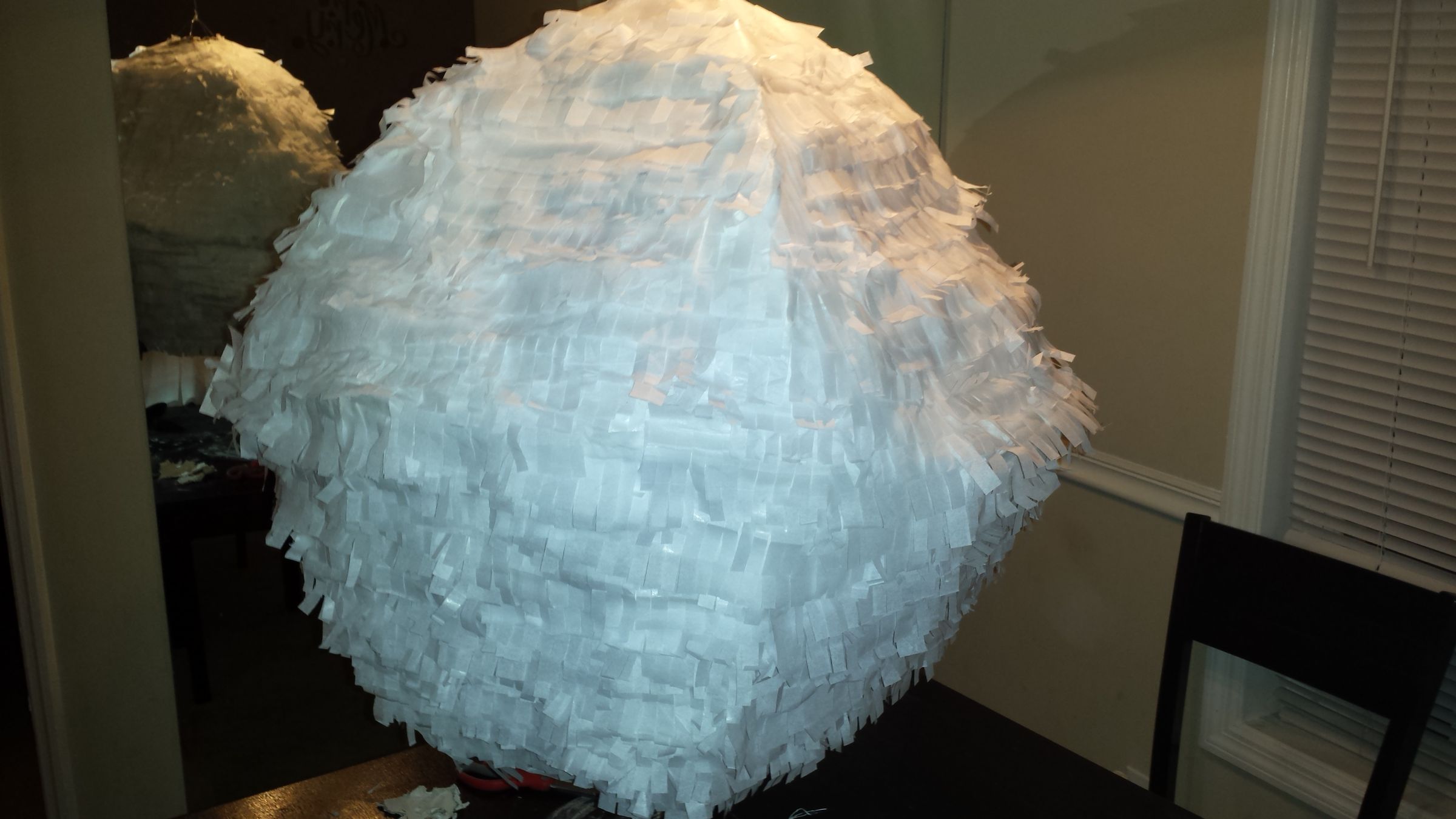 BB-8 Pinata DIY : 9 Steps (with Pictures) - Instructables