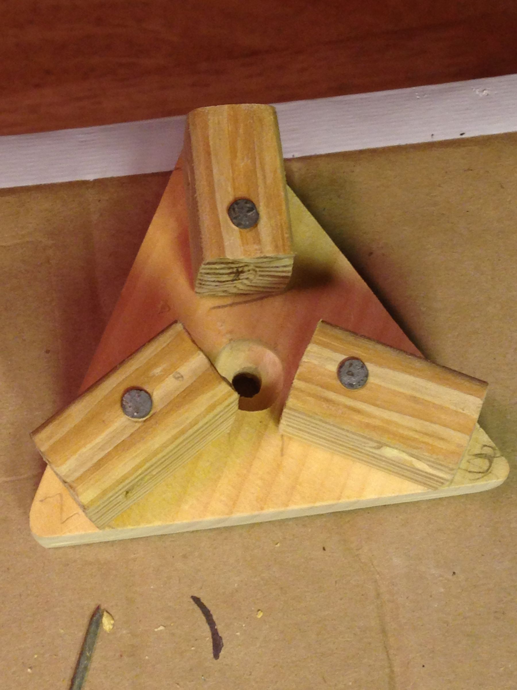 Vintage Style Garden Stake Tripod : 11 Steps (with Pictures ...