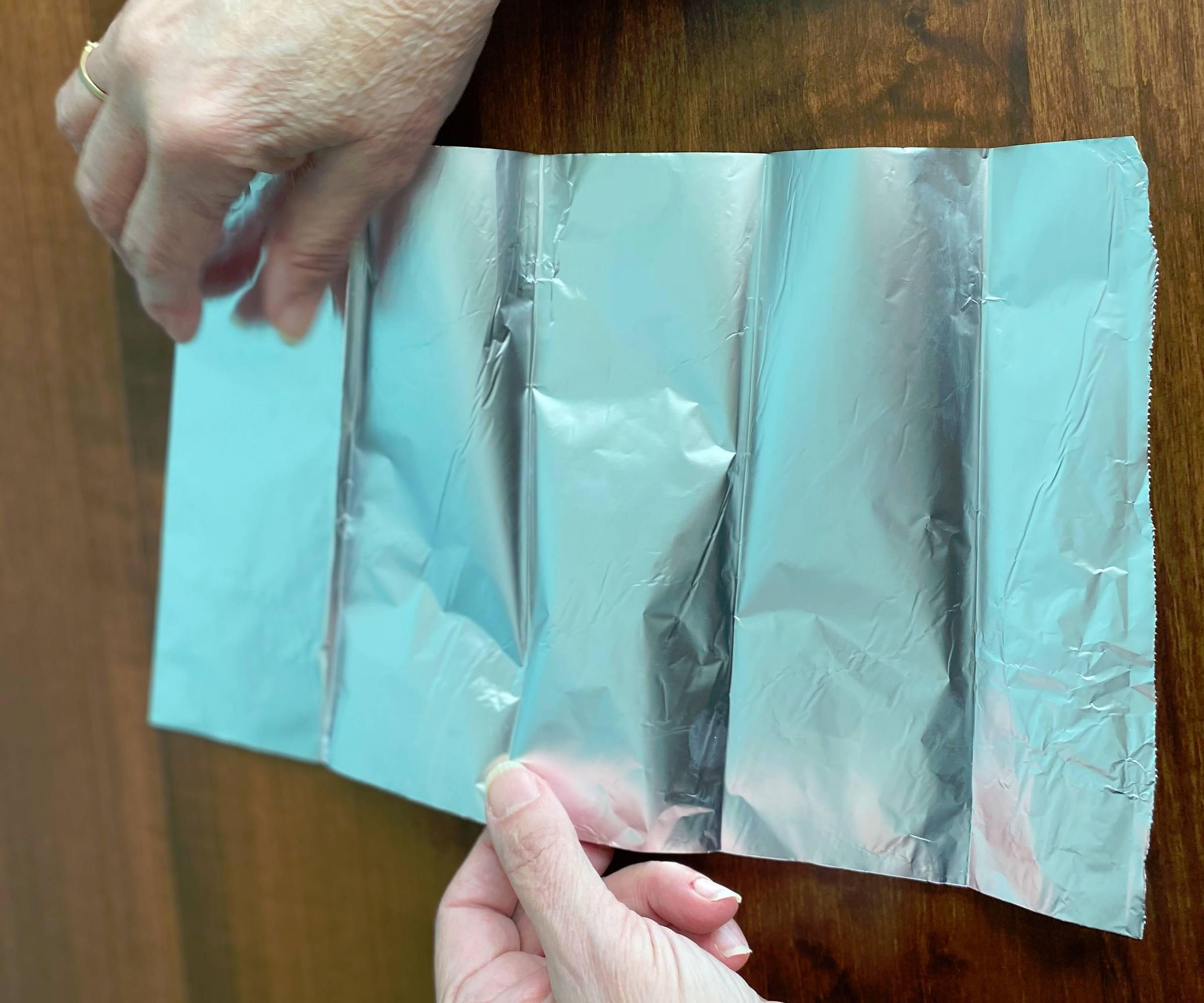 Tin Foil Dividers for GF Sandwich Buns : 7 Steps (with Pictures ...