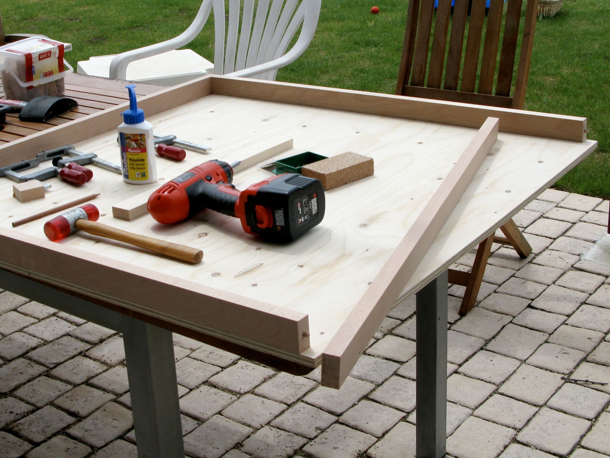 Kids Table for Playmobil : 8 Steps (with Pictures) - Instructables