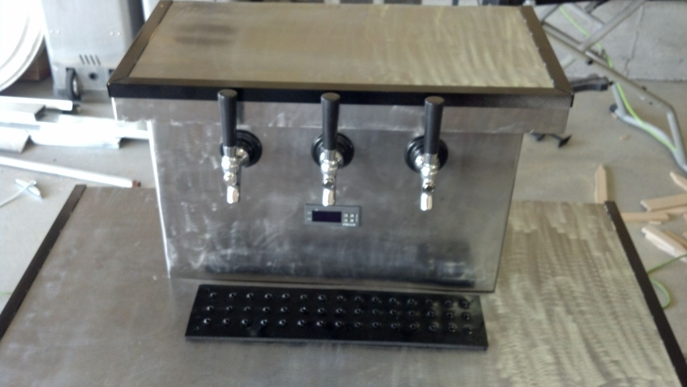 How to Build a Keezer With a 3 Tap Tower (chilled Tower) : 8 Steps ...