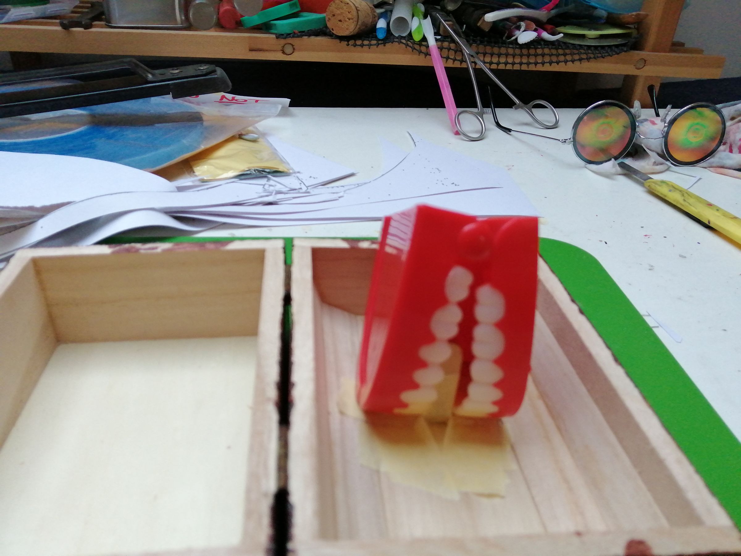 Jump Scare Box (cheap and Easy) (with Pictures) - Instructables