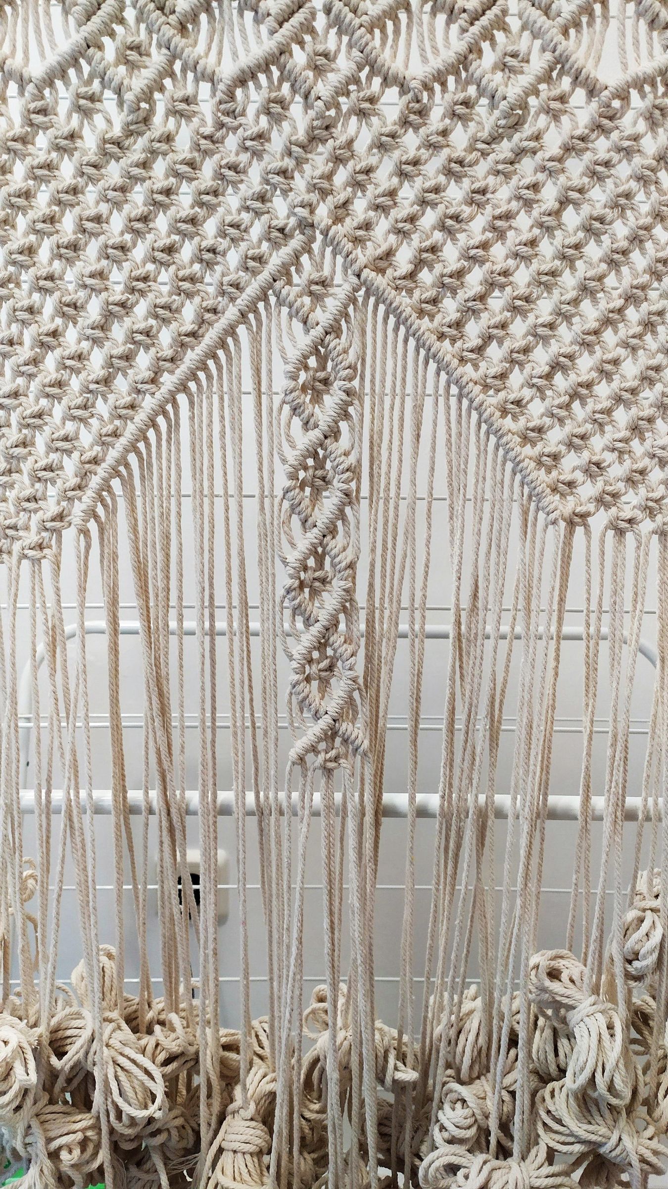 How to Make a Bohemian Macrame Rug : 14 Steps (with Pictures ...