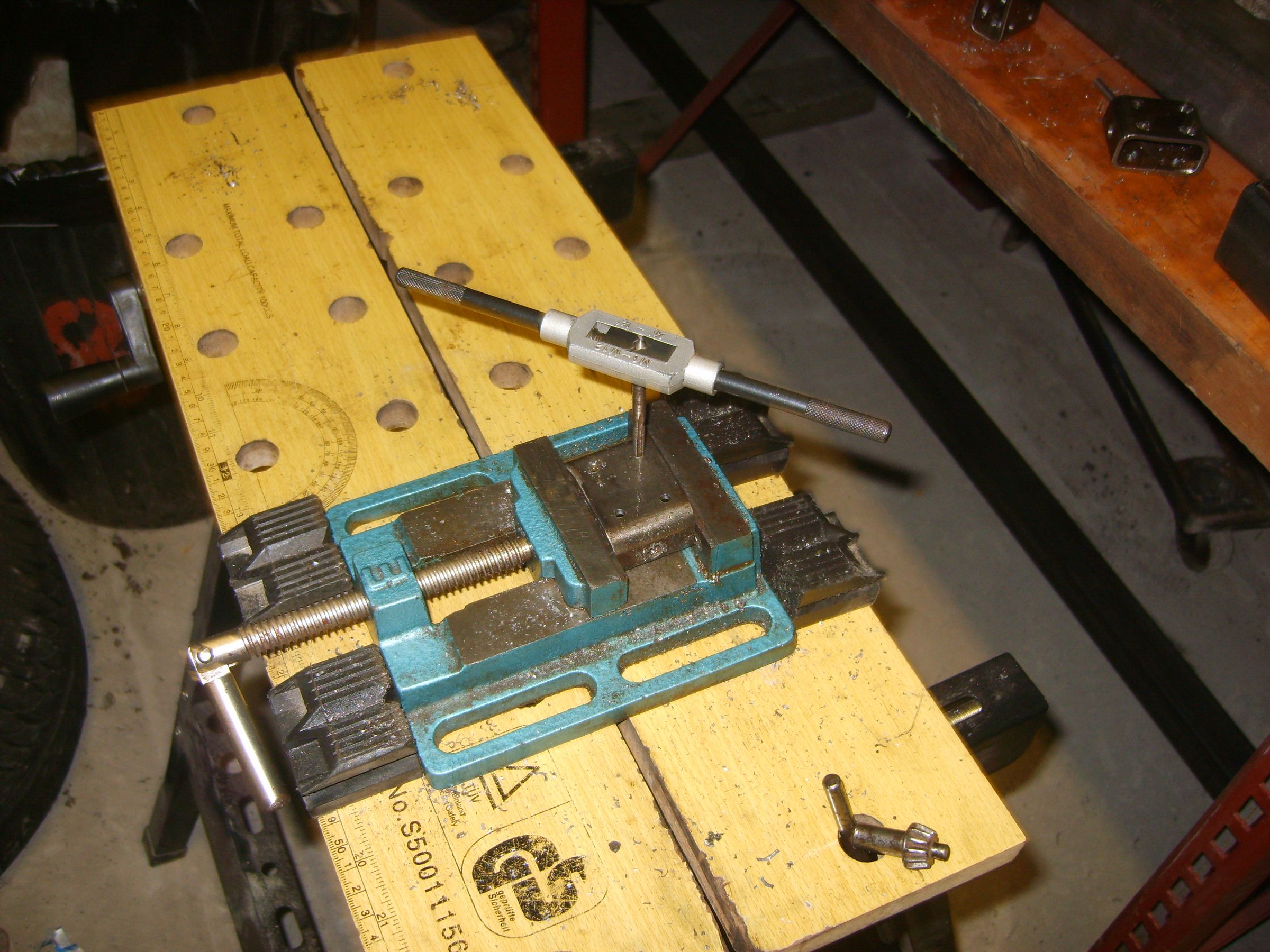 CNC Machine for Shaping Large Pieces of Polystyrene Foam : 15 Steps ...