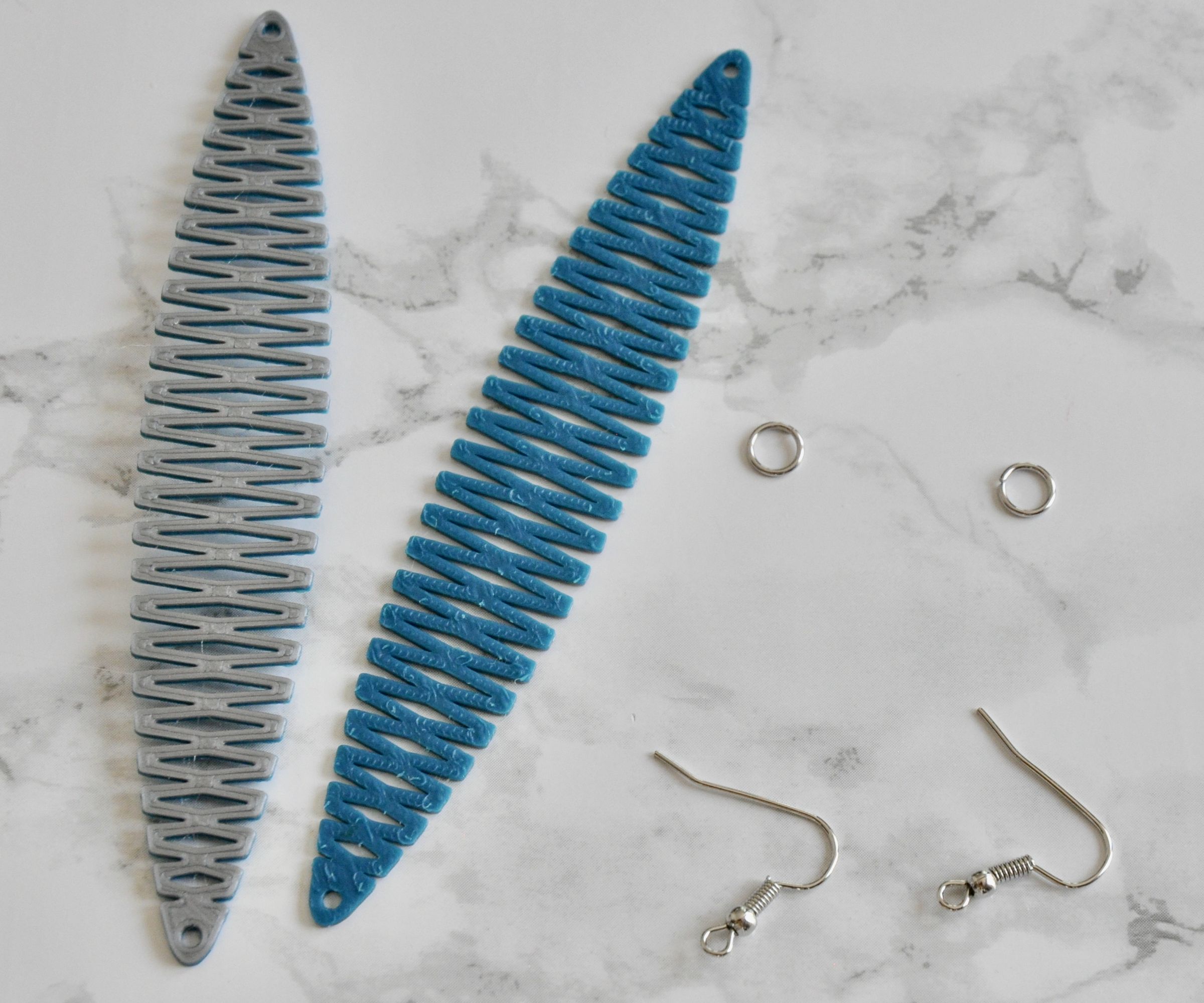 Living Hinge Earrings - 3D Print : 7 Steps (with Pictures) - Instructables