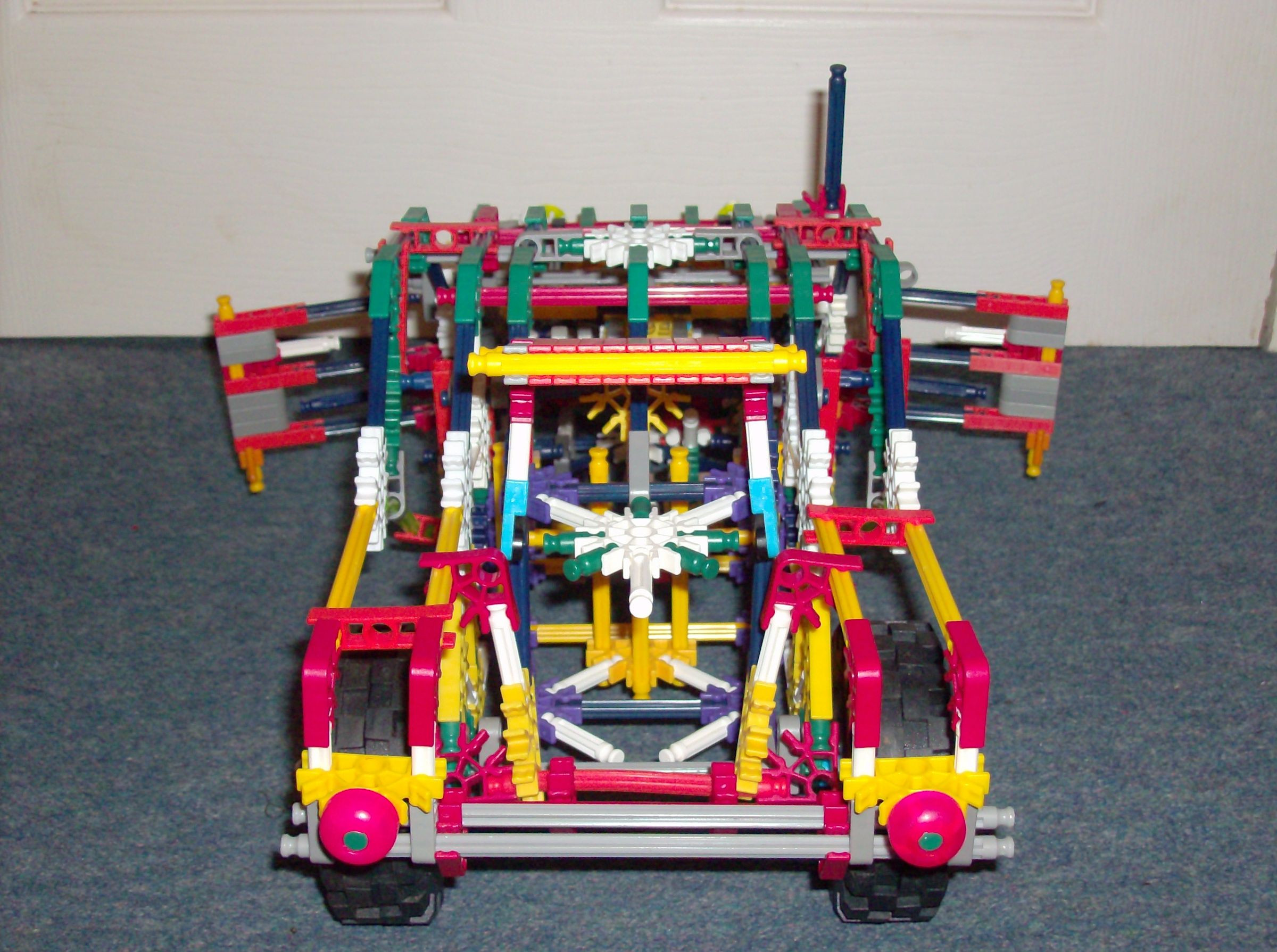 Knex Car With Steering and Suspension . - Instructables