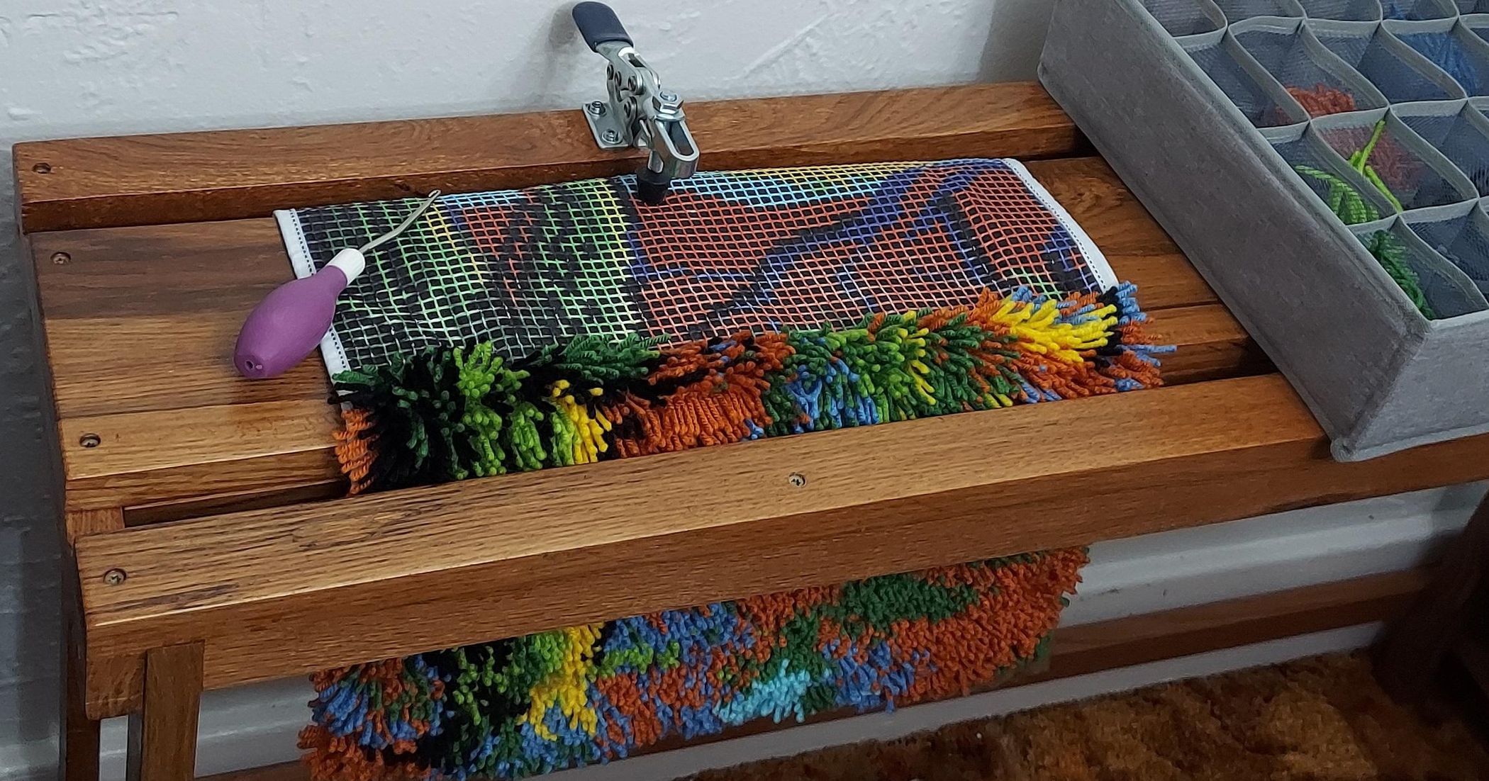 Latch Hook Table : 9 Steps (with Pictures) - Instructables