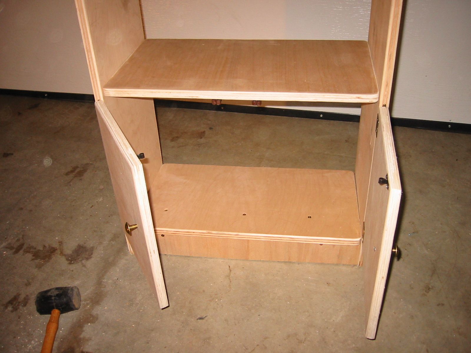 Cheap Secret Compartment! : 4 Steps (with Pictures) - Instructables