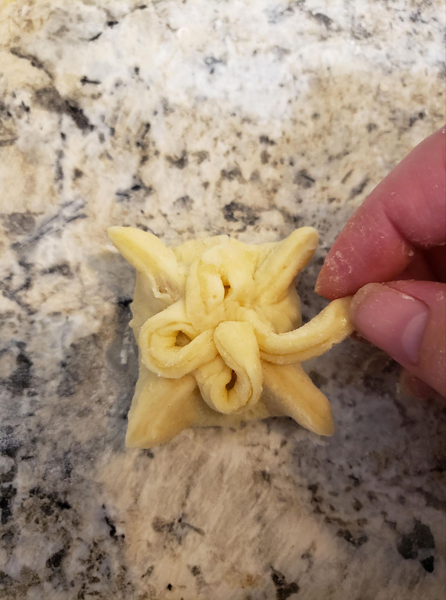 Floral Pinch Pies : 17 Steps (with Pictures) - Instructables