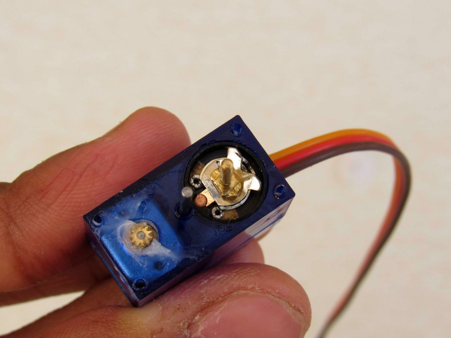 Mini Electric Screwdriver Tool in a Keychain ! - " World's Smallest ...