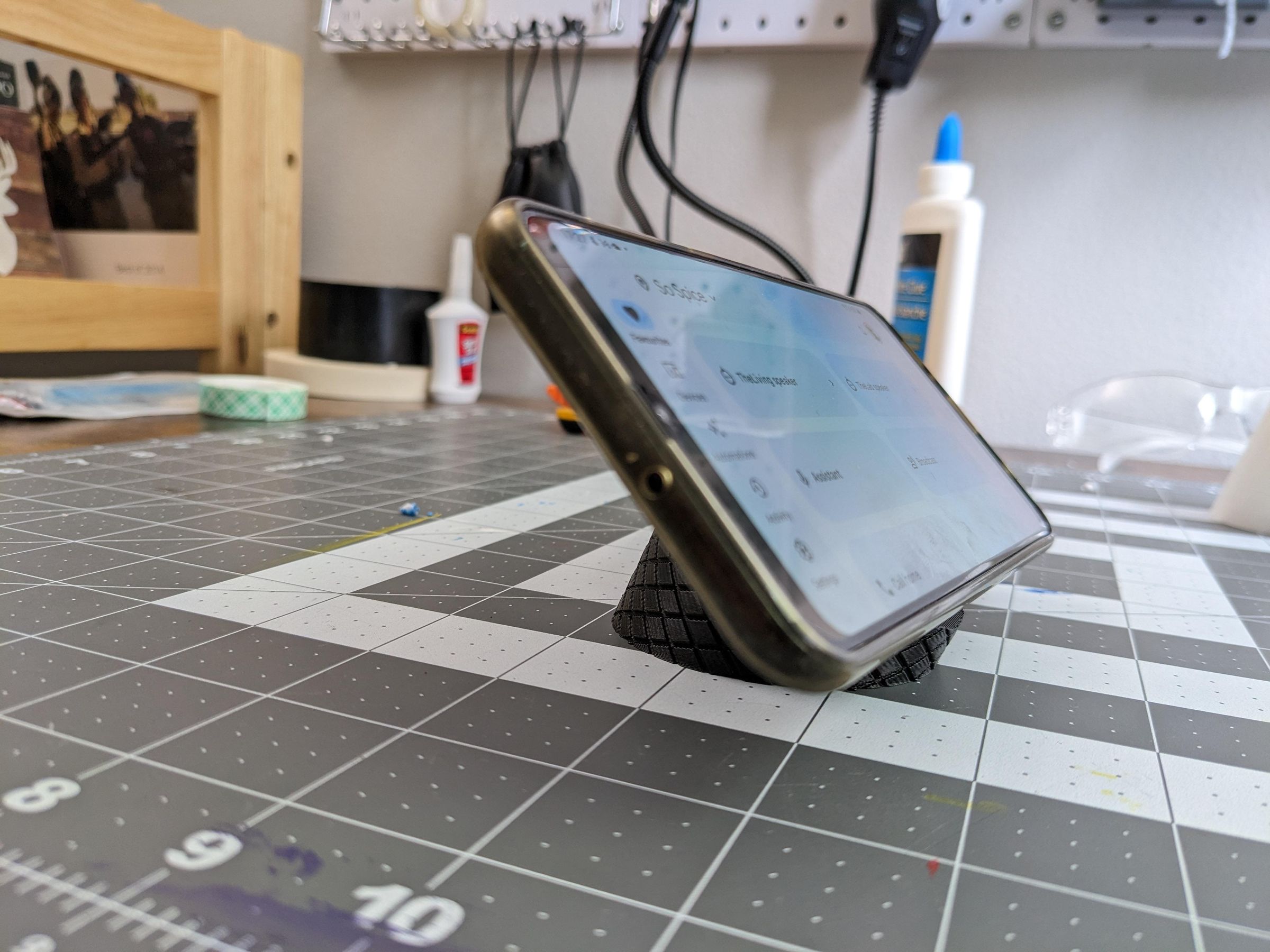 Turn an Old Phone Into a Pixel Tablet-like Device : 5 Steps - Instructables
