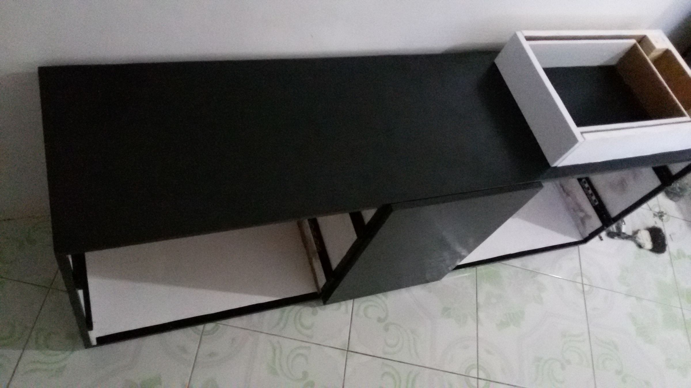 Extreme Office/Gaming Desk! : 8 Steps (with Pictures) - Instructables