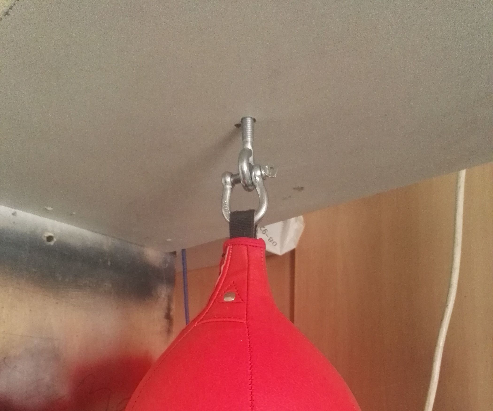 Improvised Speed Bag Swivel : 7 Steps (with Pictures) - Instructables