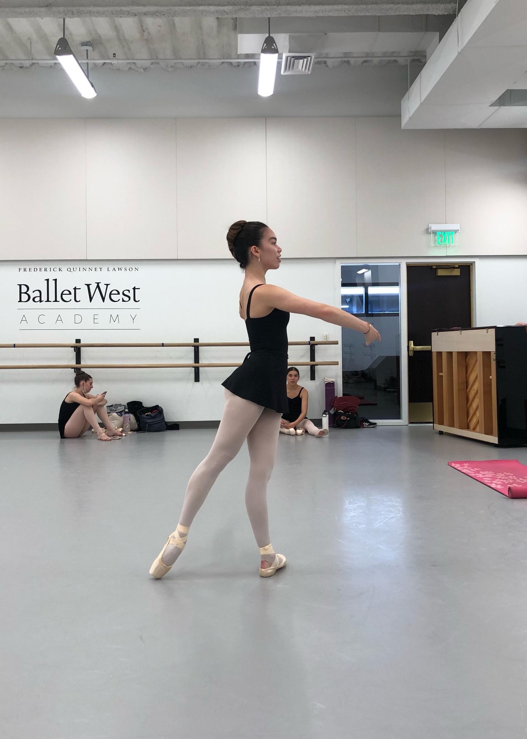 Ballet Pirouette Position