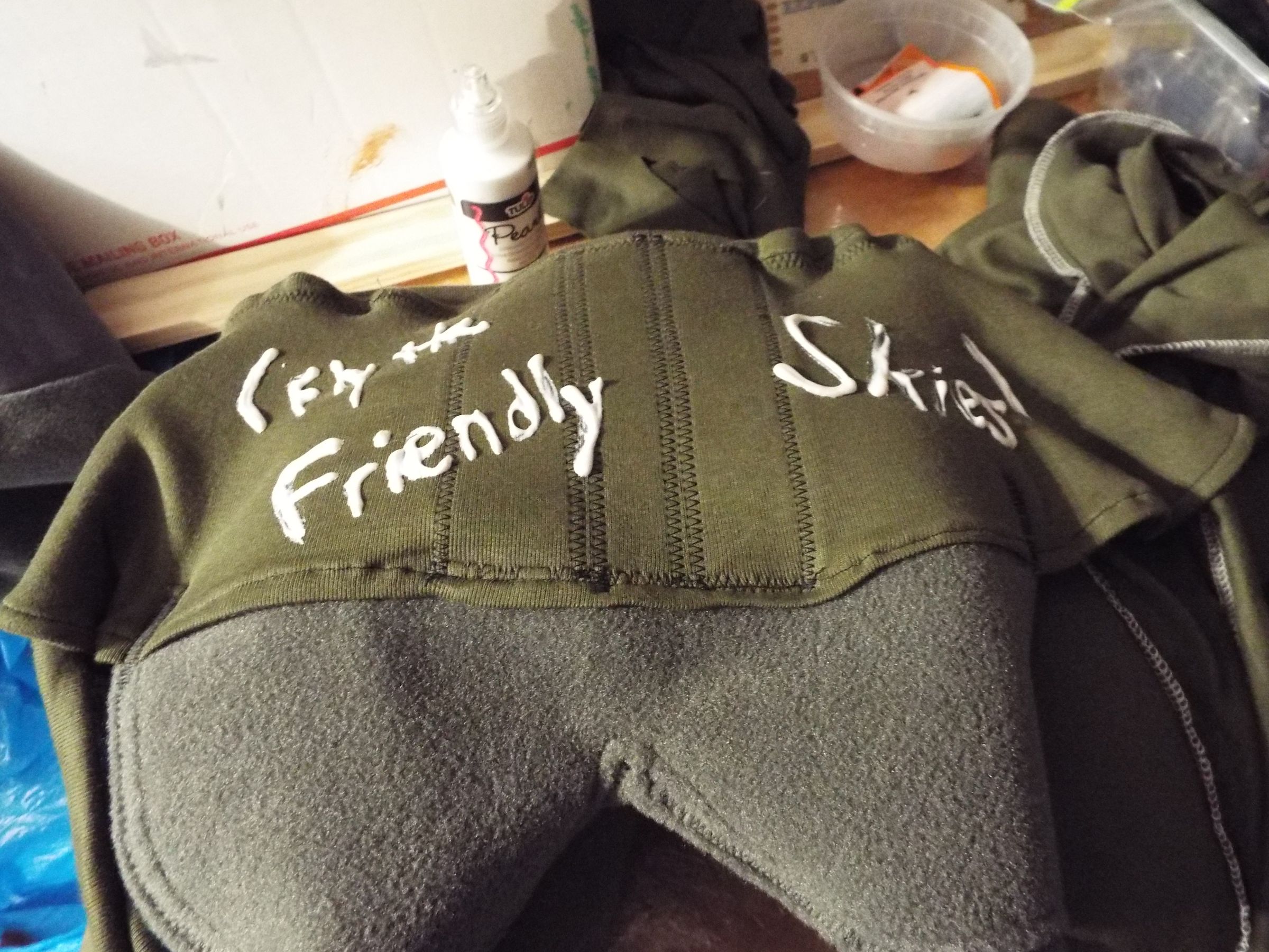 Aliens Dropship Pilot Helmet Hoodie Travel Pillow : 5 Steps (with ...
