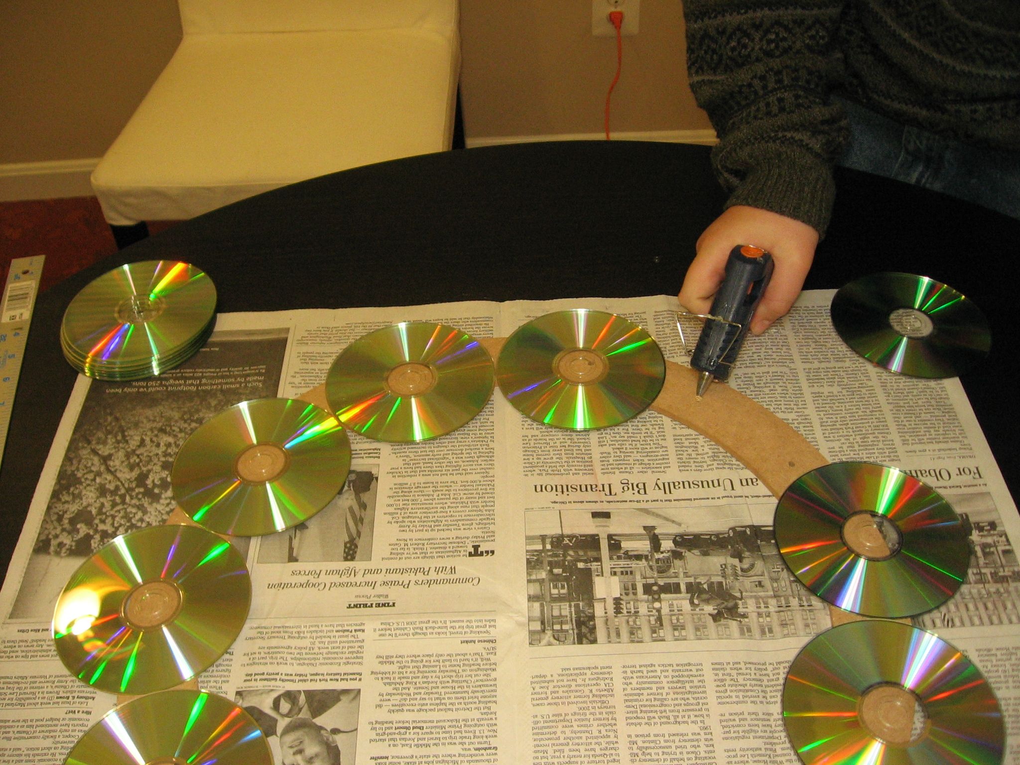 CD Wreath : 5 Steps - Instructables