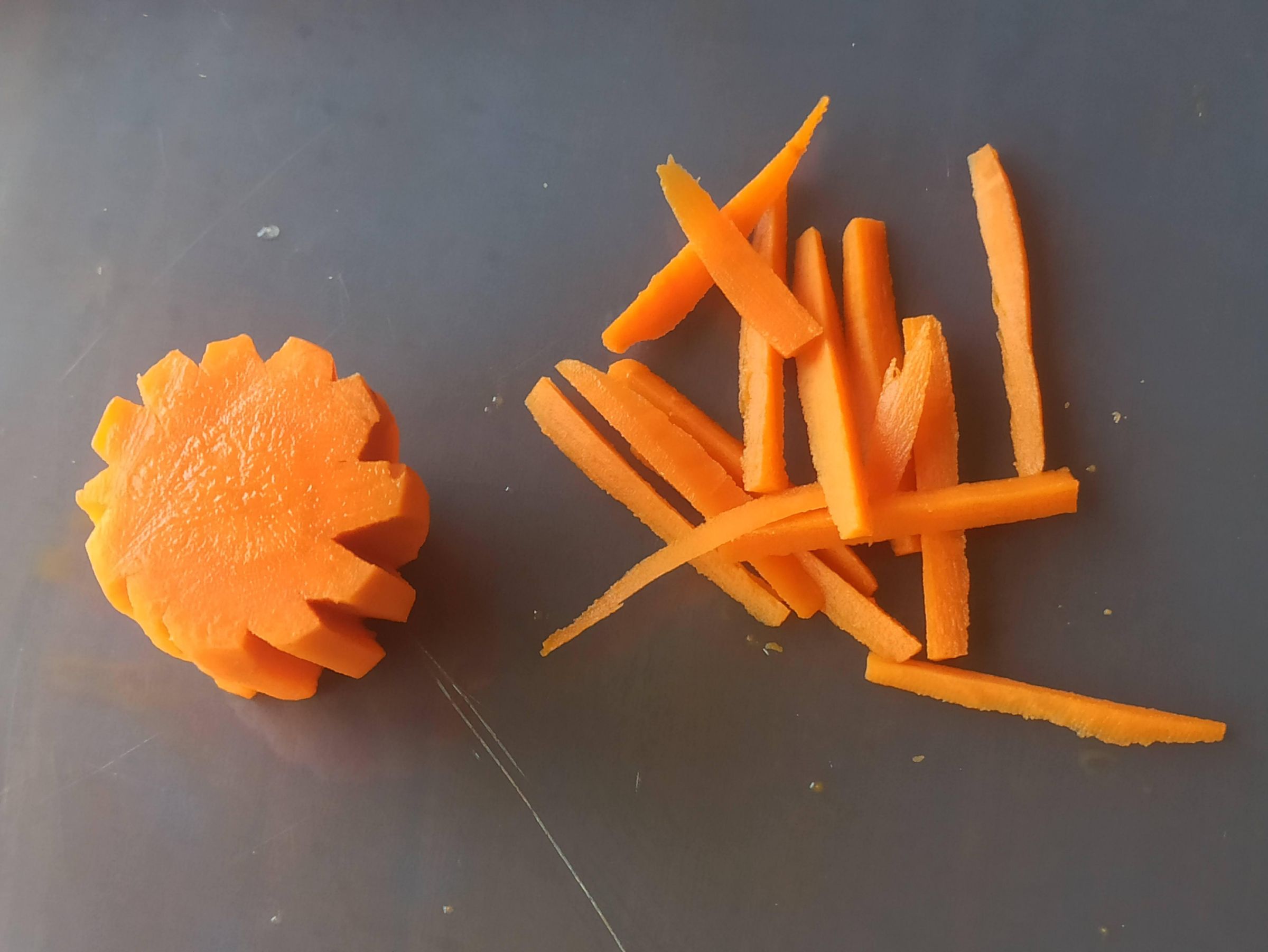 Carrot - Essential Cutting Skills : 11 Steps (with Pictures ...