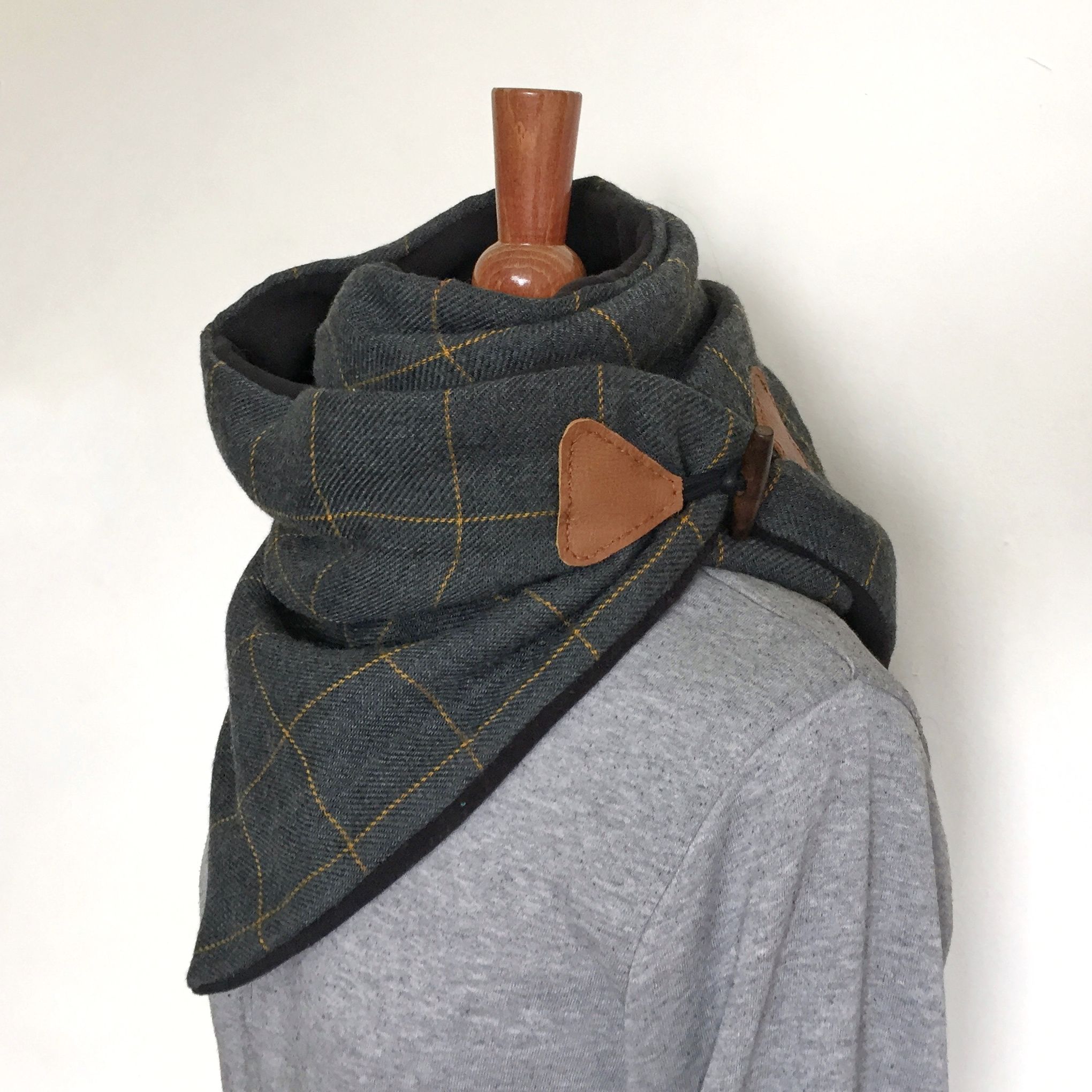 Easy But Fancy Scarf : 3 Steps (with Pictures) - Instructables