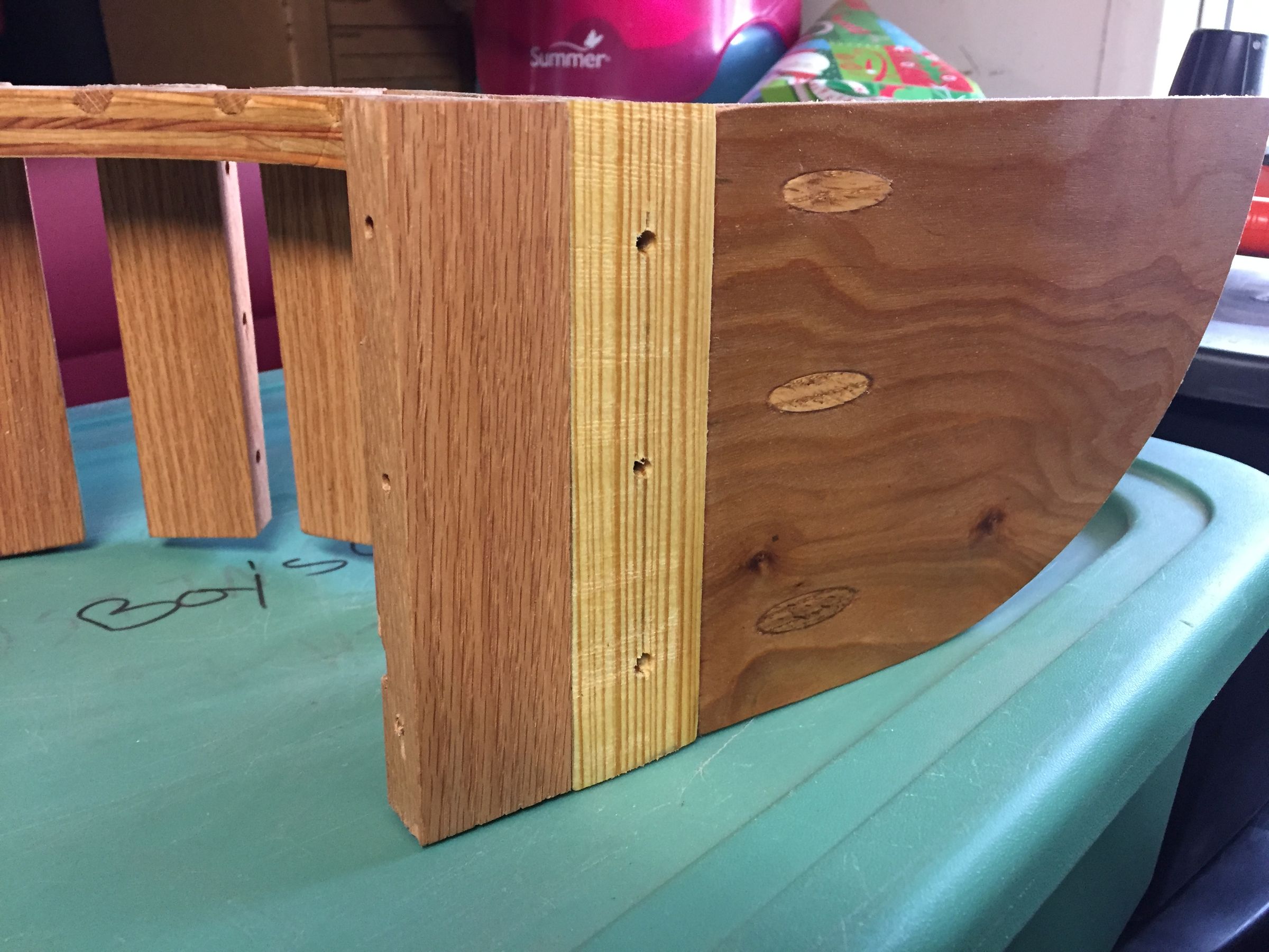 Bungee Cord Book Shelf : 5 Steps (with Pictures) - Instructables