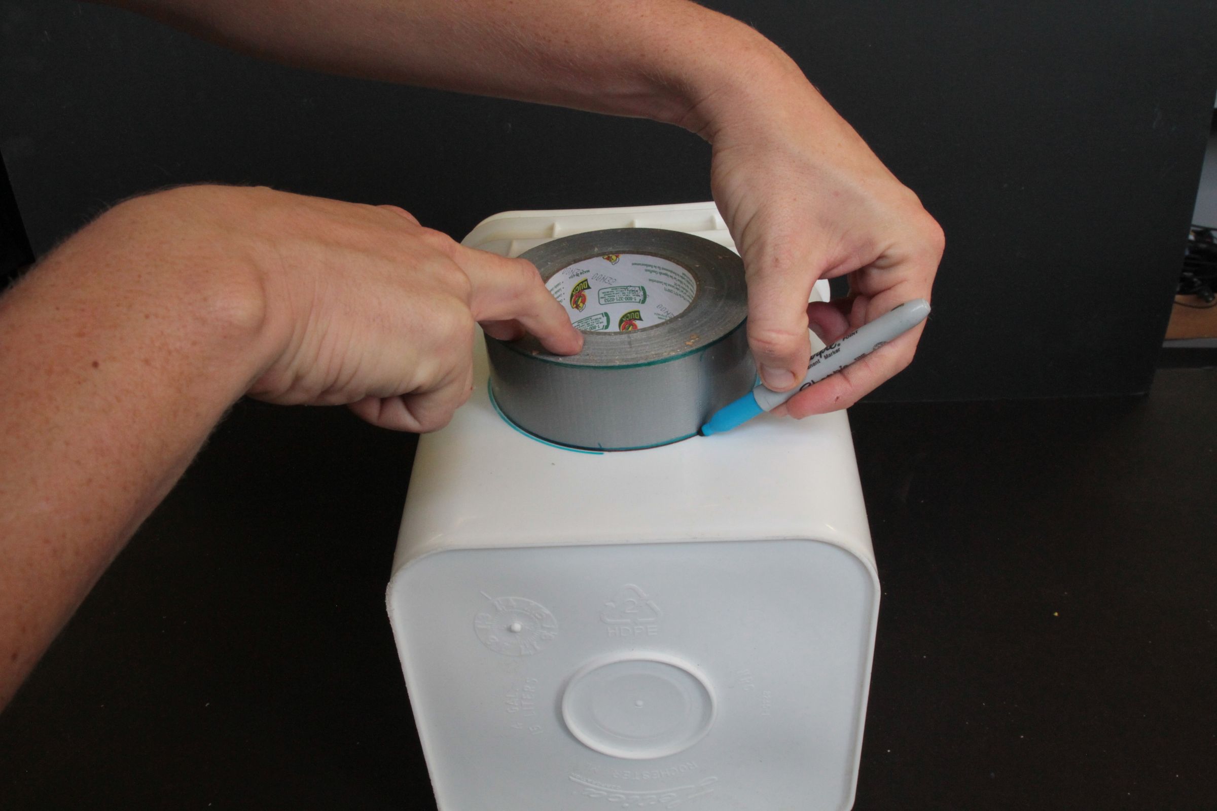 BoomBucket: the Boombox Bucket! : 9 Steps (with Pictures) - Instructables