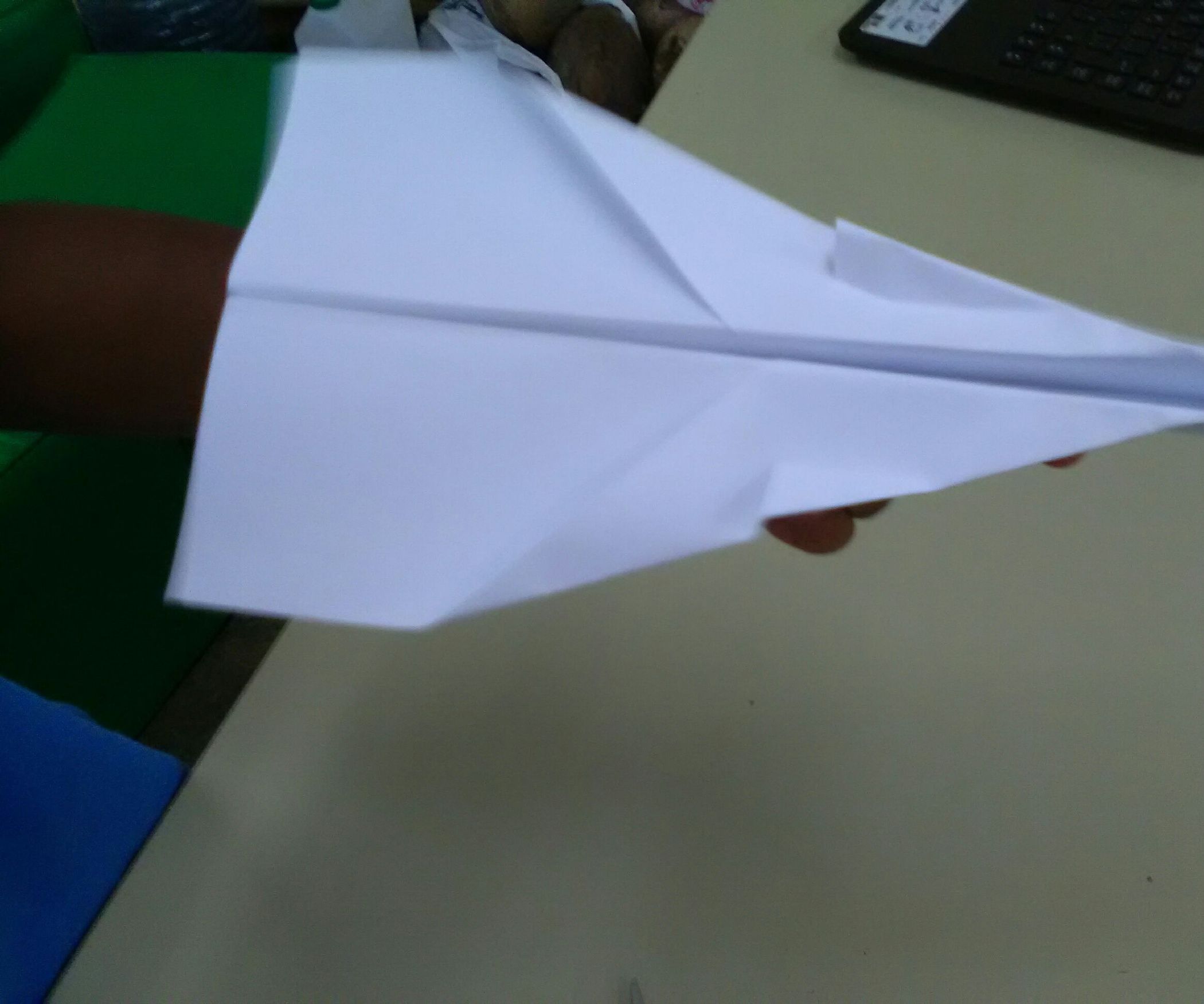 How to Make a Paper Airplane : 8 Steps - Instructables