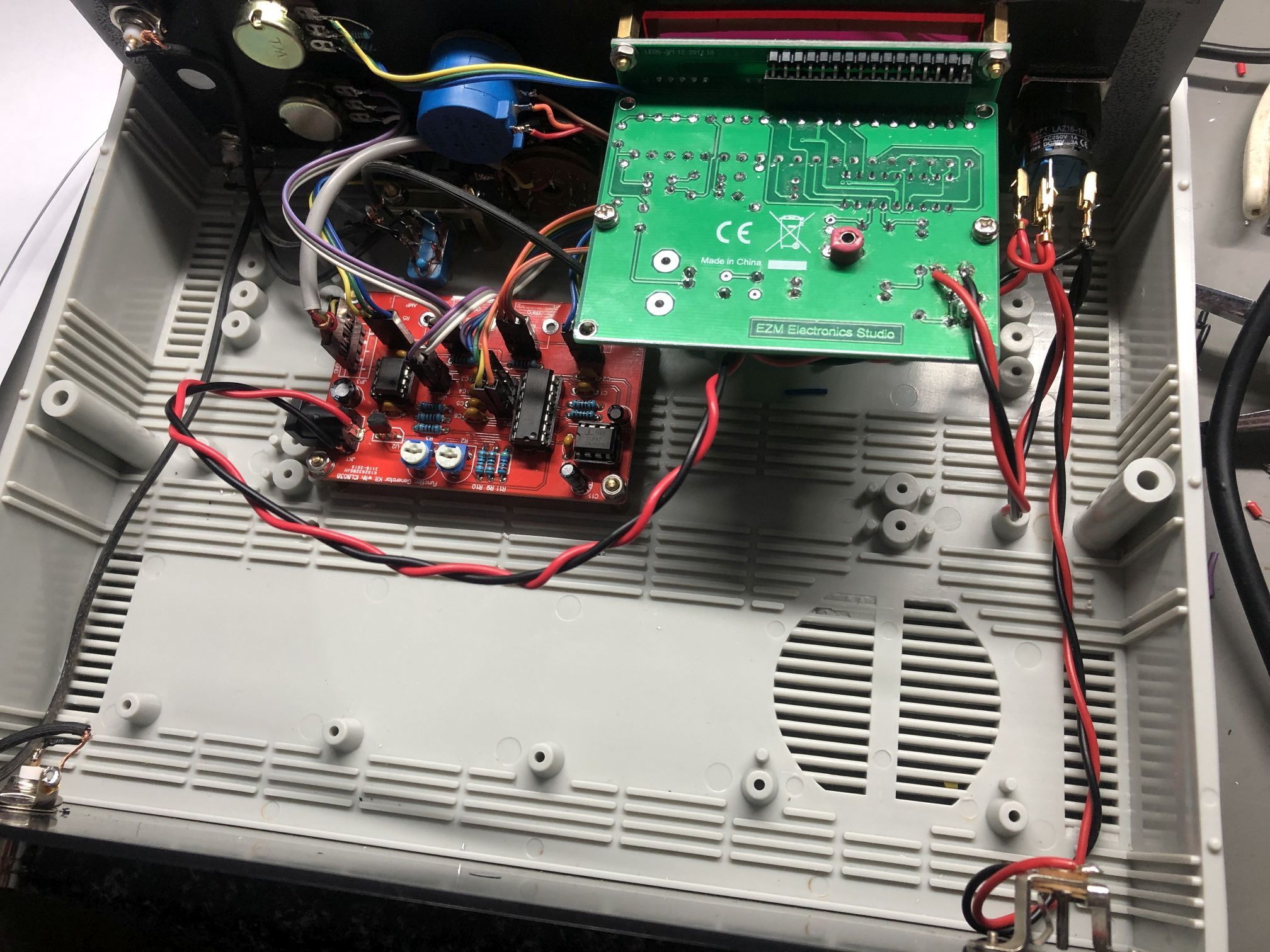 Build This 5Hz to 400KHz LED Sweep Signal Generator From Kits : 8 Steps ...