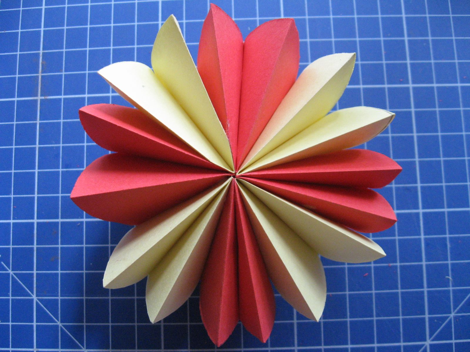 Ornamental Paper Flower : 4 Steps (with Pictures) - Instructables