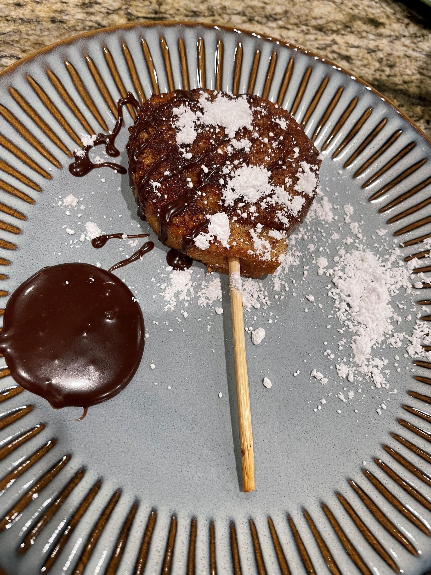 Cinnamon Roll Lollipop : 6 Steps (with Pictures) - Instructables