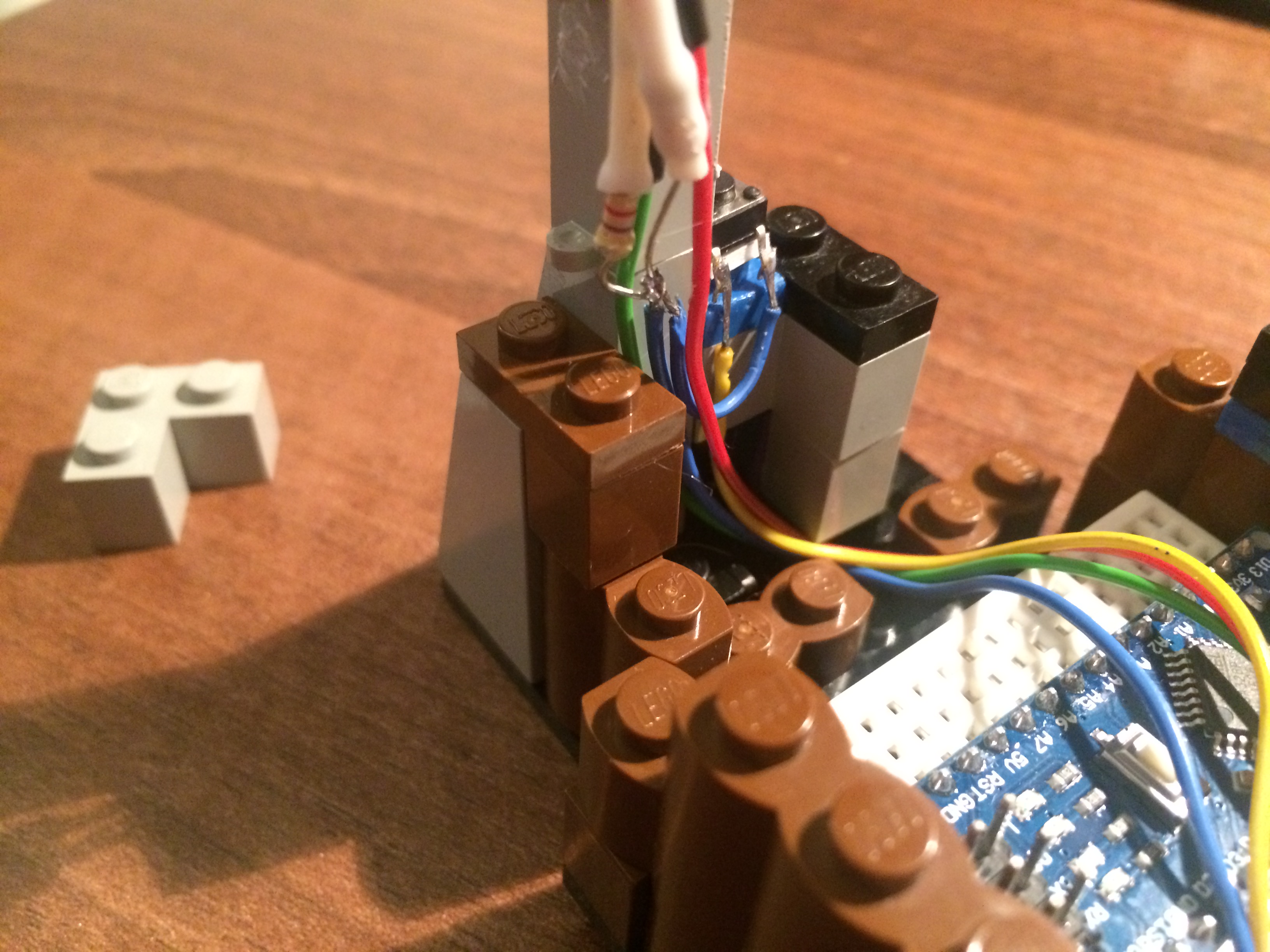 Railroad Signal Using Arduino : 5 Steps (with Pictures) - Instructables