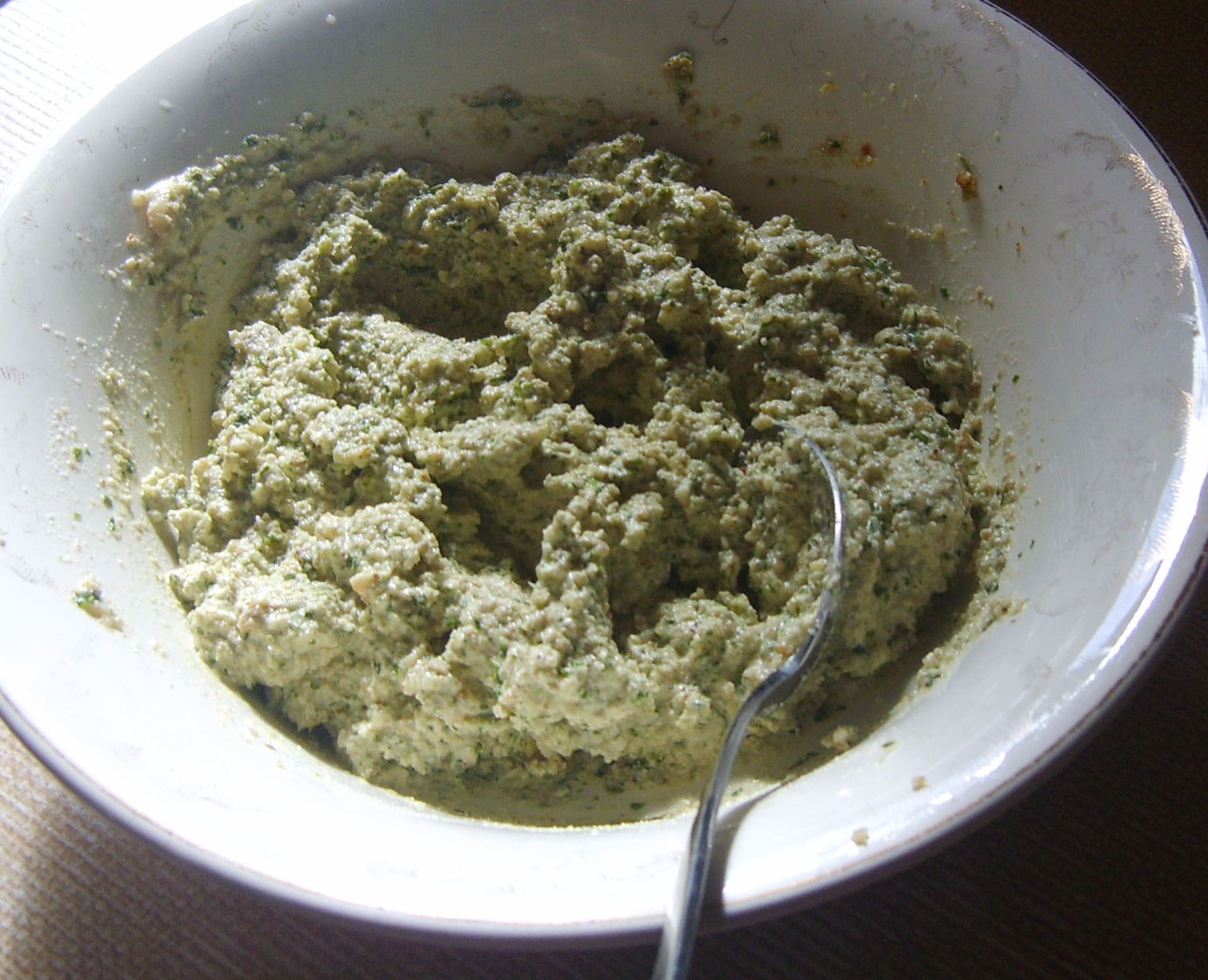 Aubergines (eggplants) With Walnut Paste Stuffing : 4 Steps (with ...