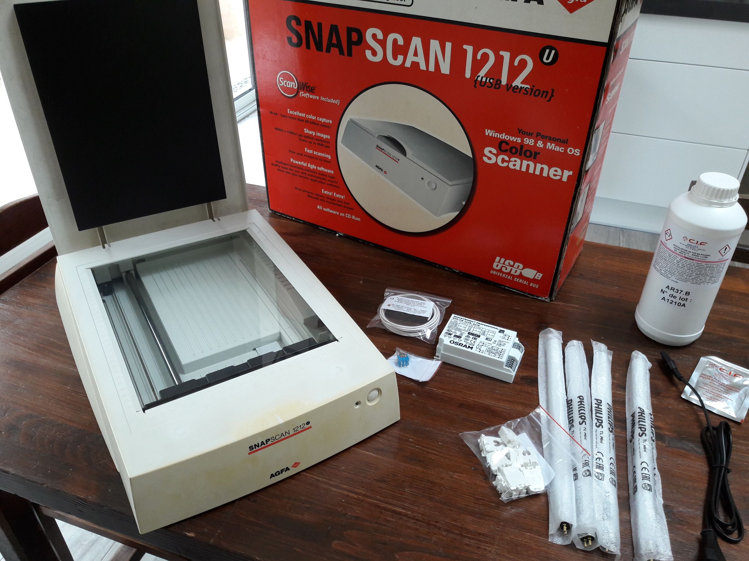 PCB UV Exposure by Recycling an Old Scanner : 6 Steps (with Pictures ...