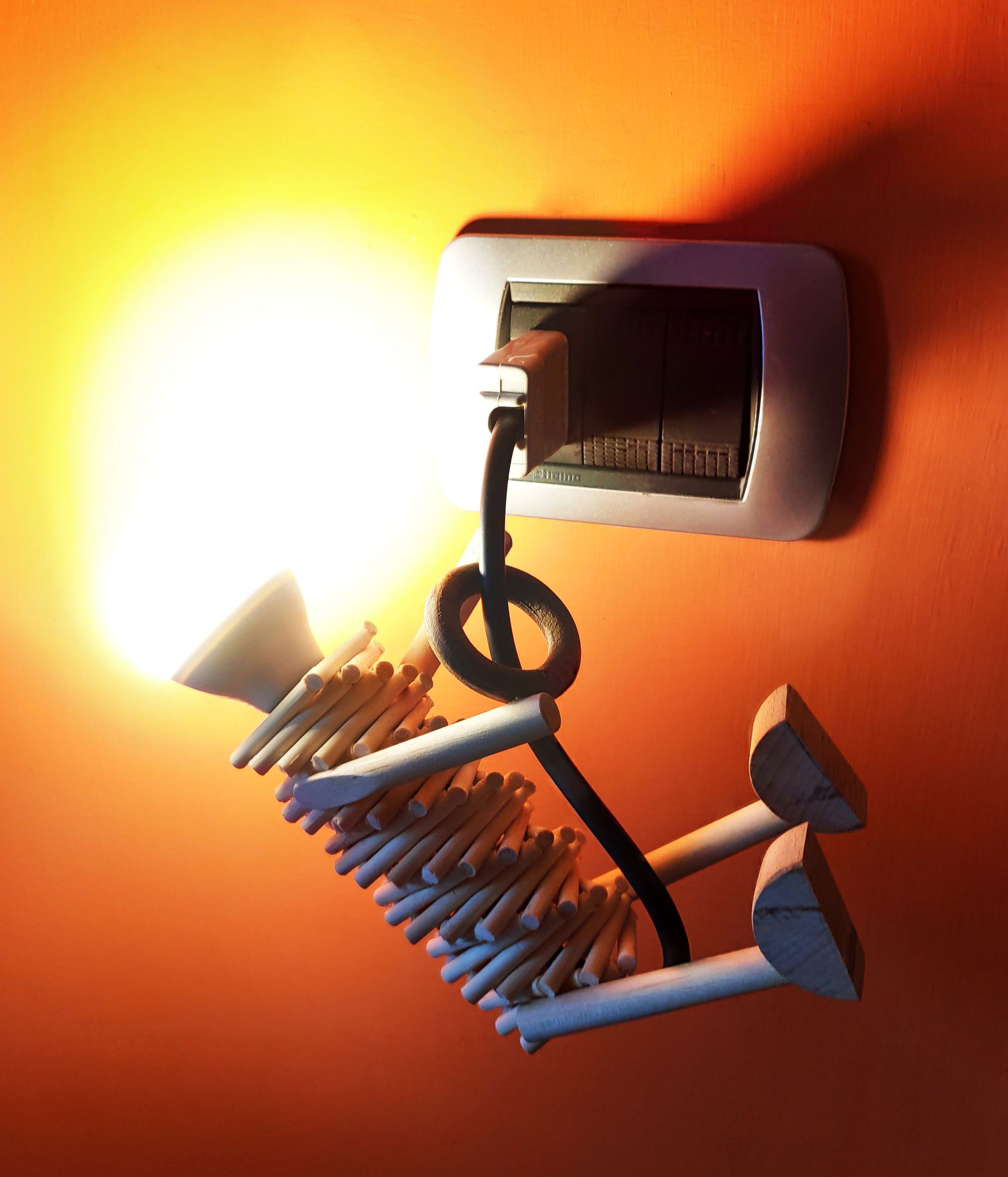 Wall Climber Lamp : 6 Steps (with Pictures) - Instructables