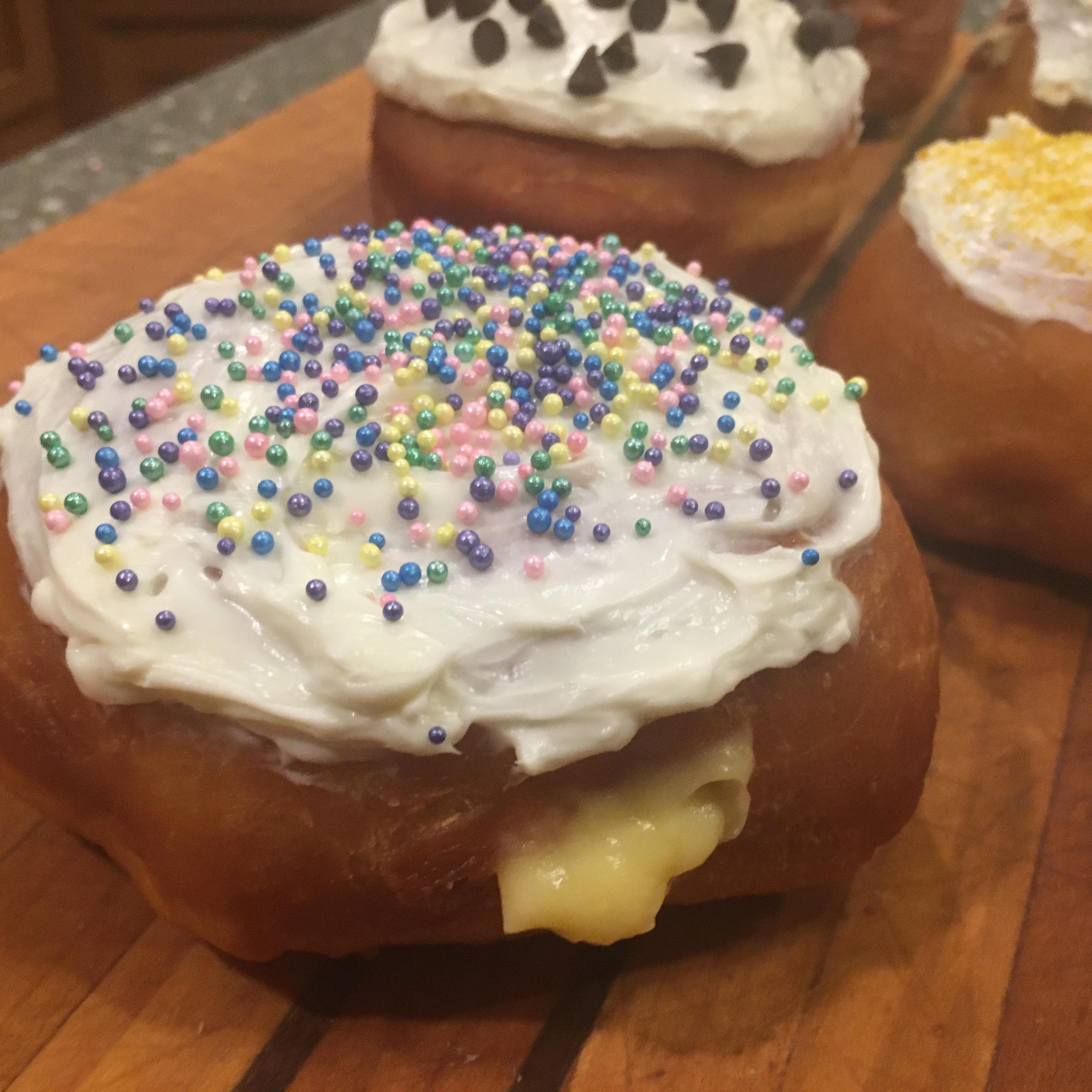 Exquisite Custard-Filled Bismarcks : 7 Steps - Instructables