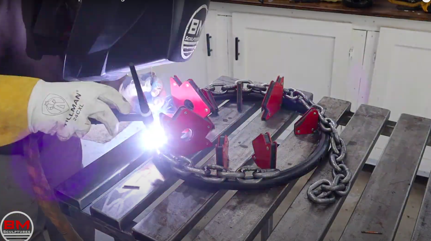 How I Made This Shop Chair Using Chain and Scrapwood : 10 Steps (with ...