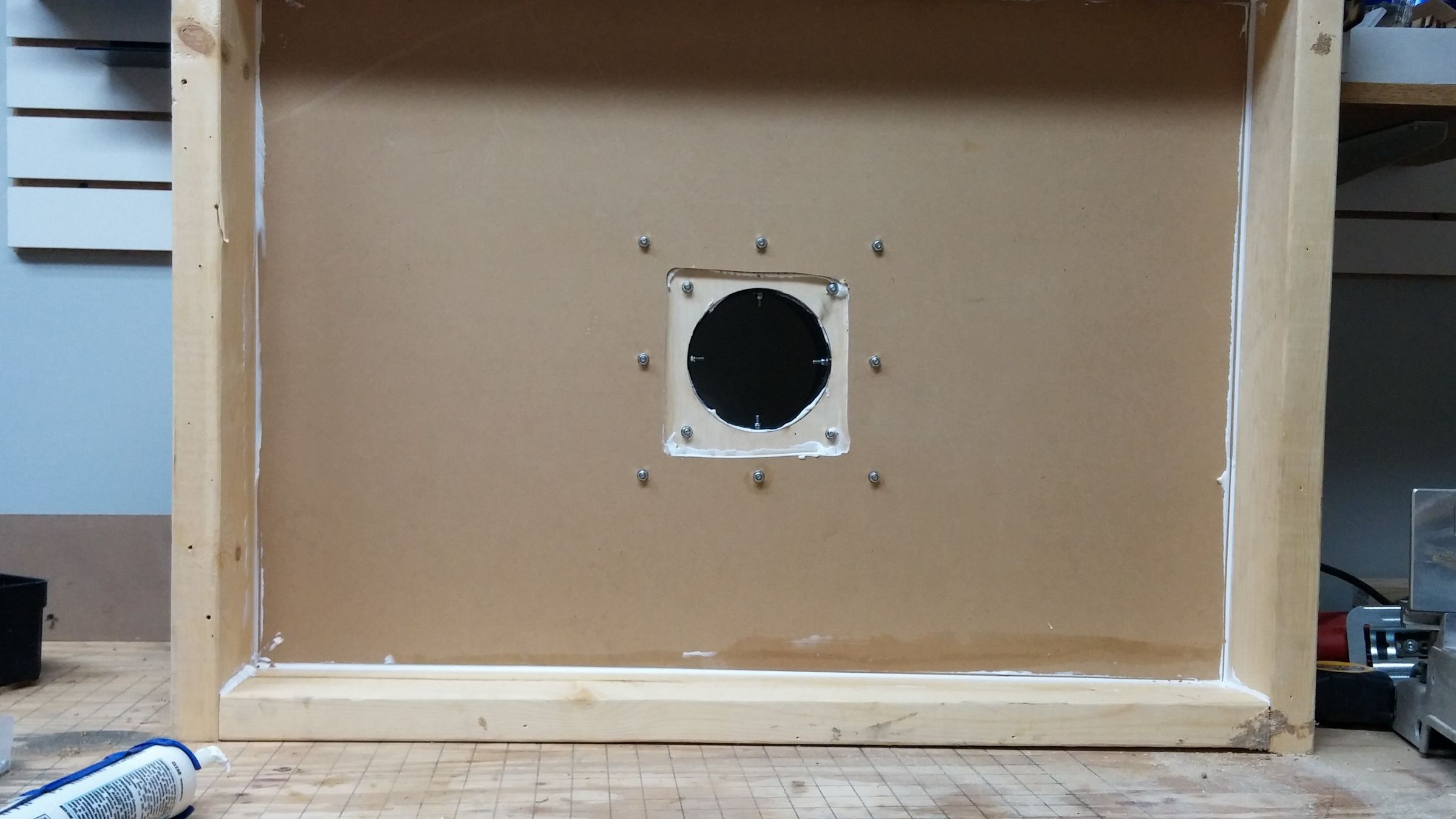 Easy DIY Downdraft / Sanding Table : 9 Steps (with Pictures ...