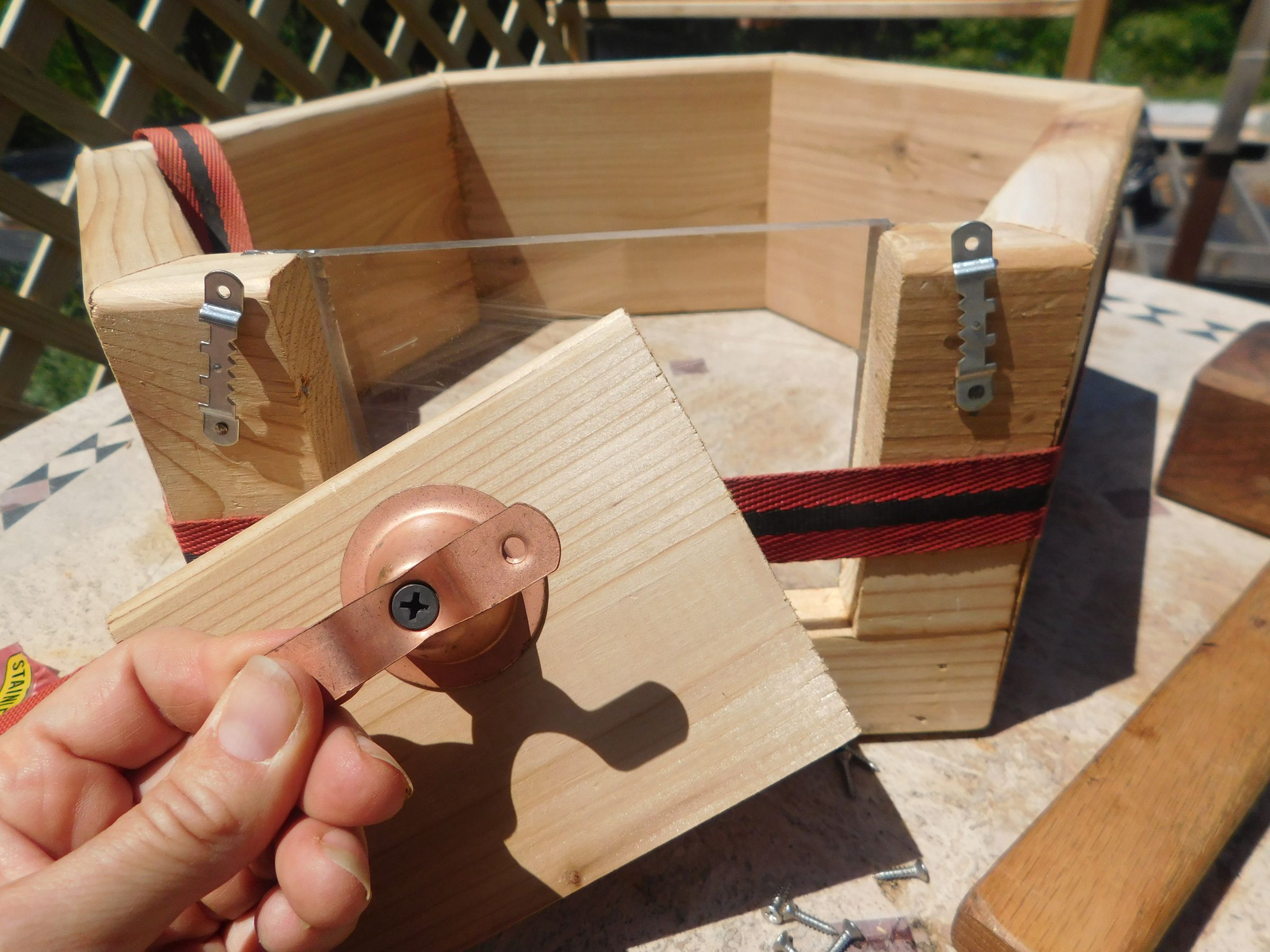 Observation Window for Hexagonal Beehive : 8 Steps (with Pictures ...