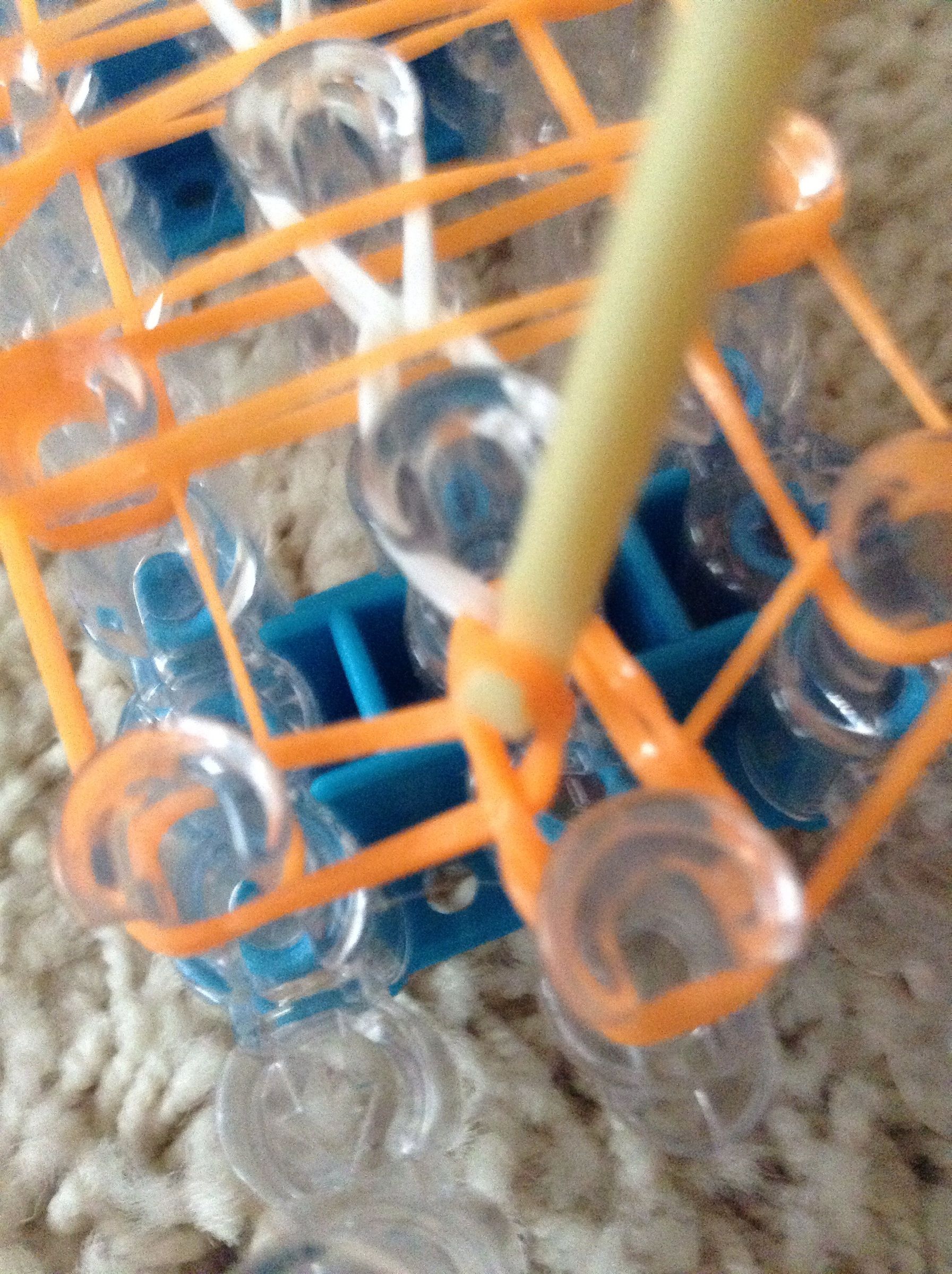 Rainbow Loom Ladder Bracelet : 13 Steps - Instructables